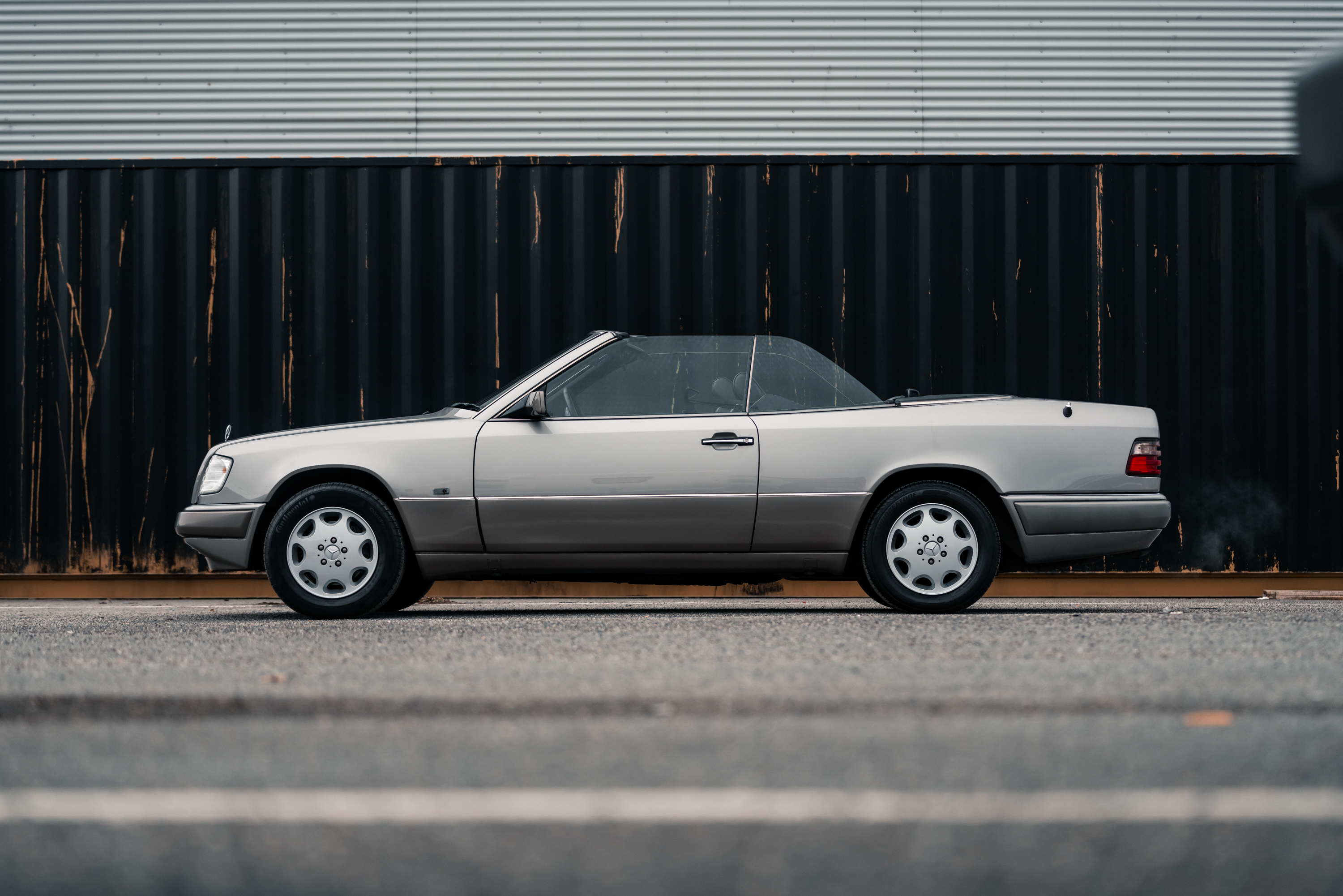 1993 MERCEDES-BENZ (W124) E320 CABRIOLET