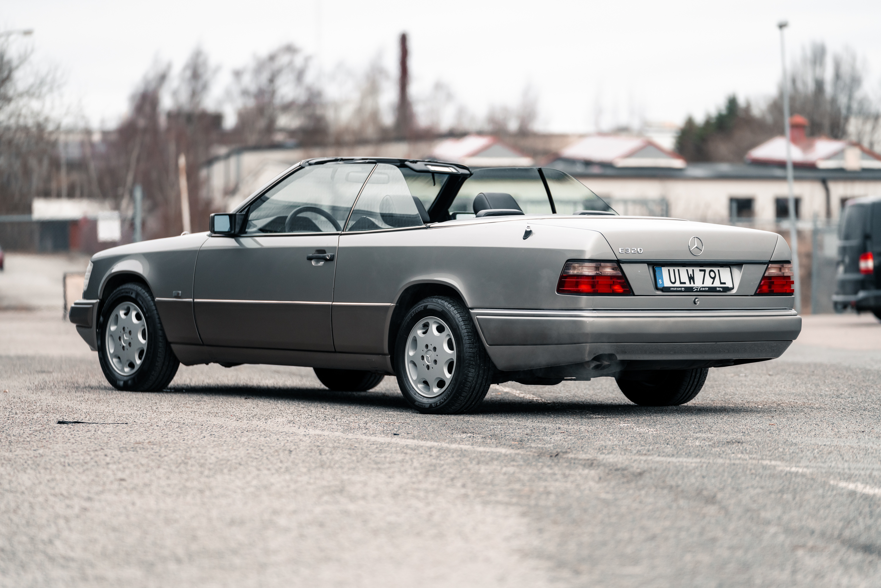 1993 MERCEDES-BENZ (W124) E320 CABRIOLET