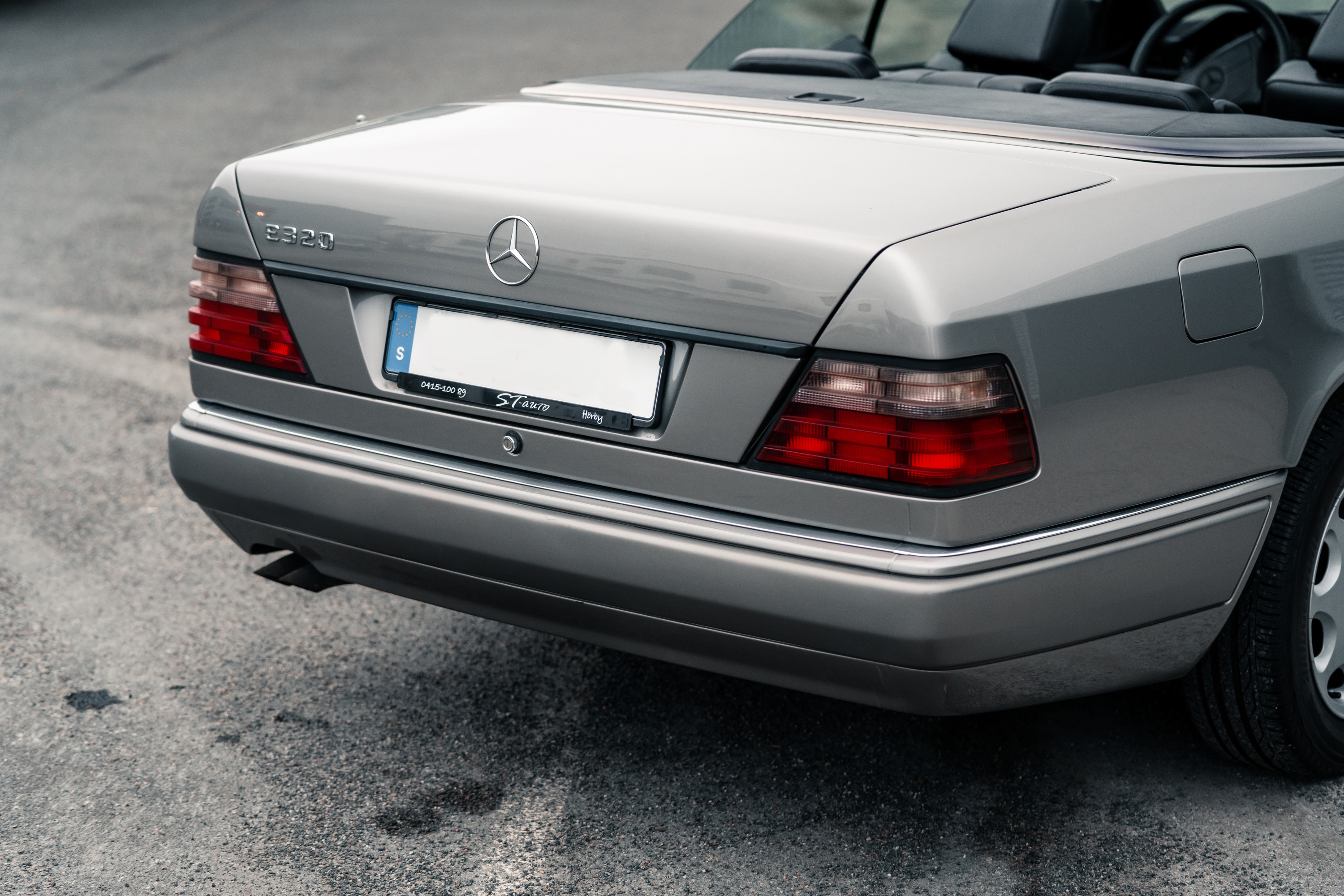 1993 MERCEDES-BENZ (W124) E320 CABRIOLET