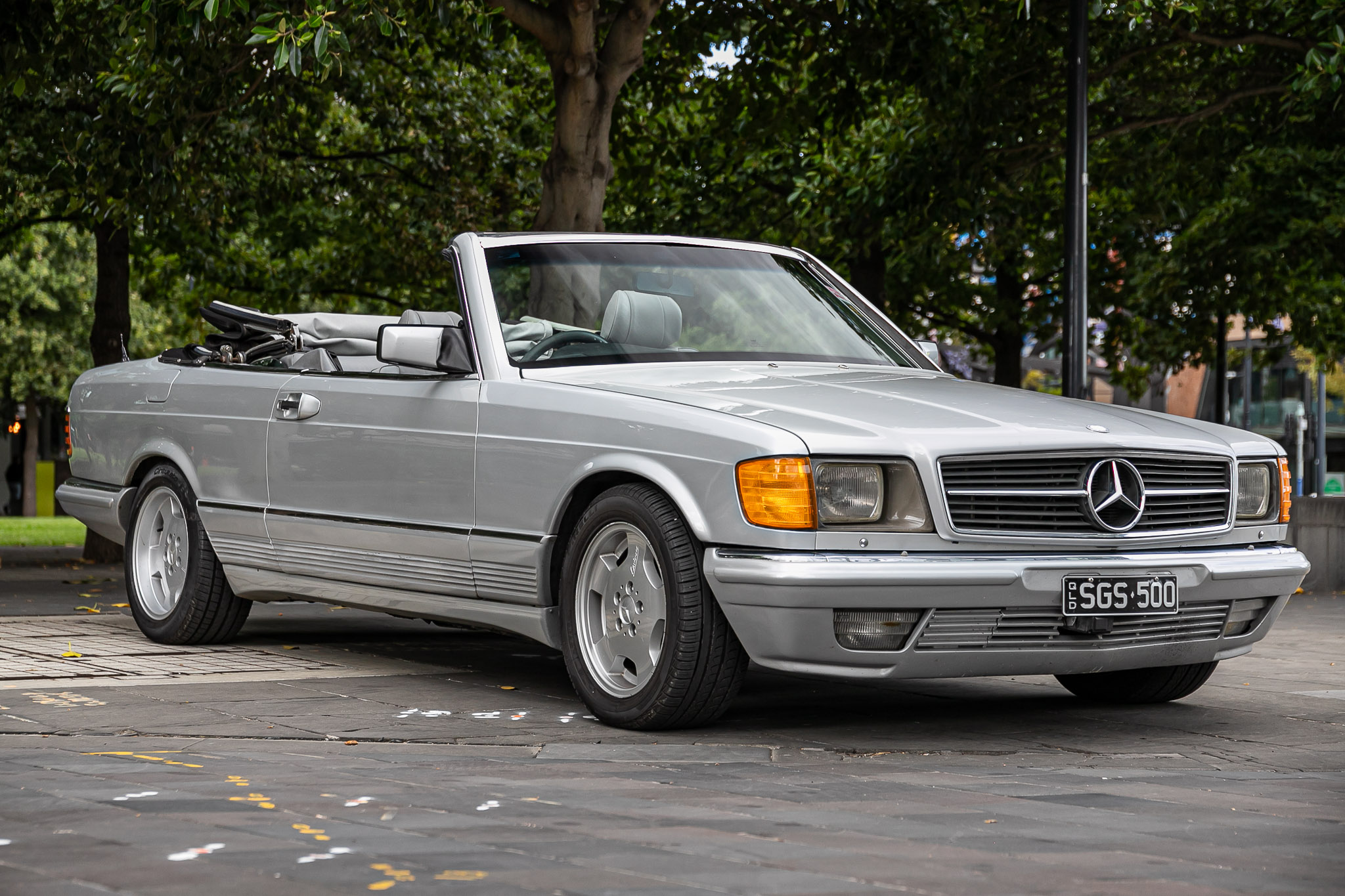 1985 MERCEDES-BENZ (C126) 500 SEC CONVERTIBLE for sale by auction in ...