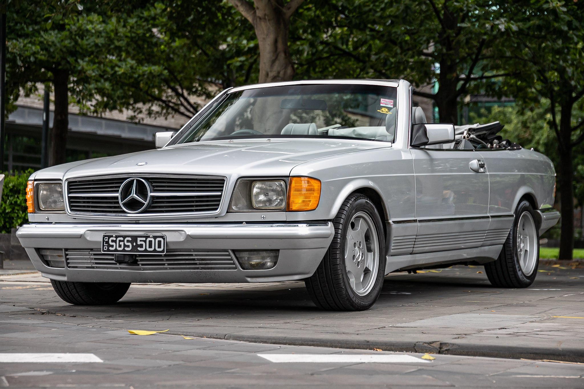 1985 MERCEDES-BENZ (C126) 500 SEC CONVERTIBLE for sale by auction in ...