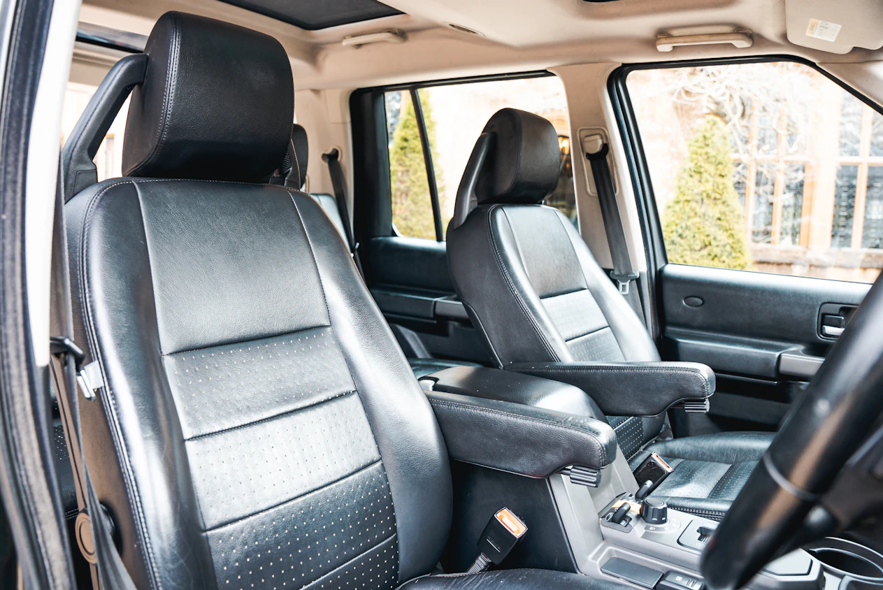 Land Rover Discovery 3 Interior