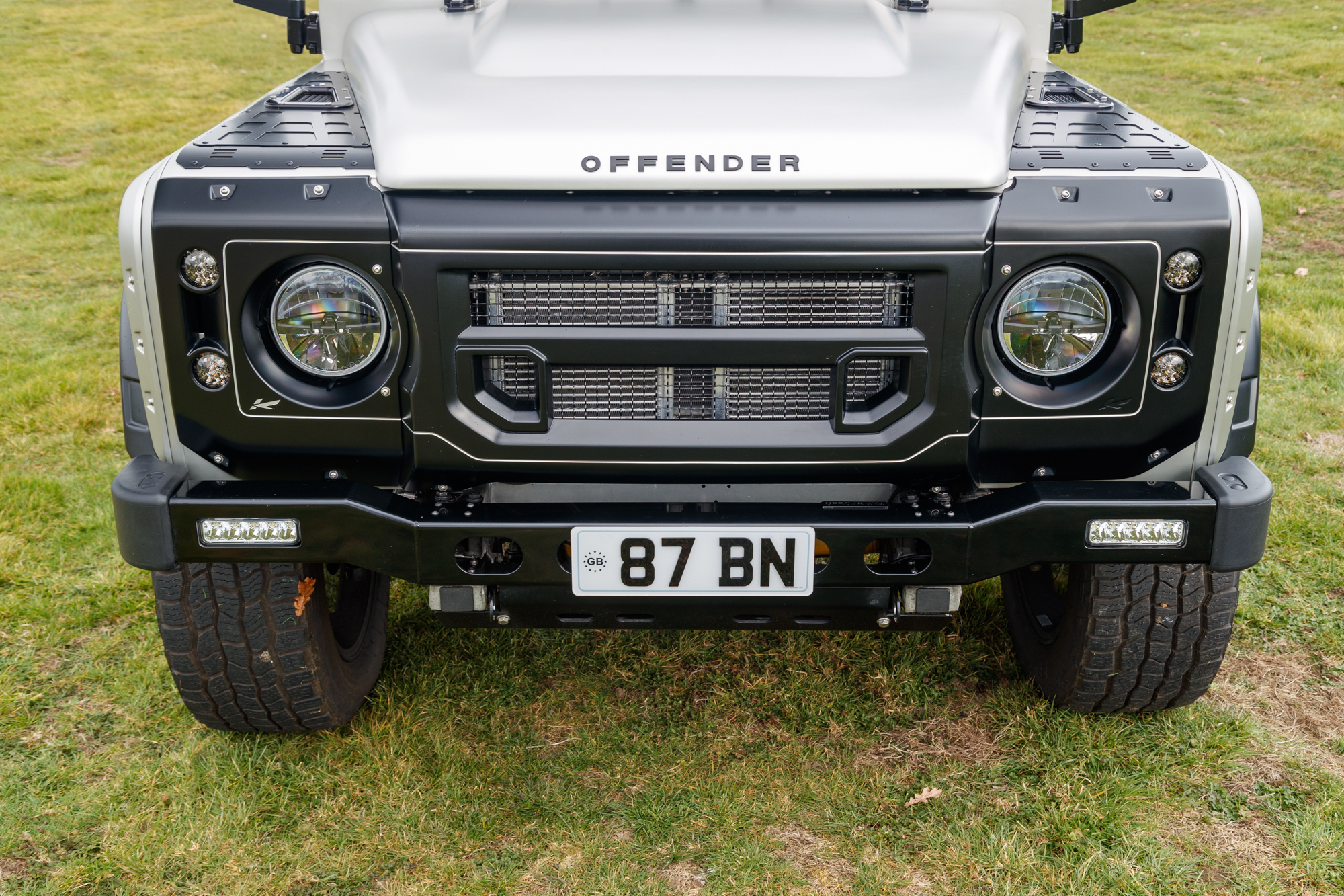 2011 LAND ROVER DEFENDER 110 - 6.2 V8 'OFFENDER'