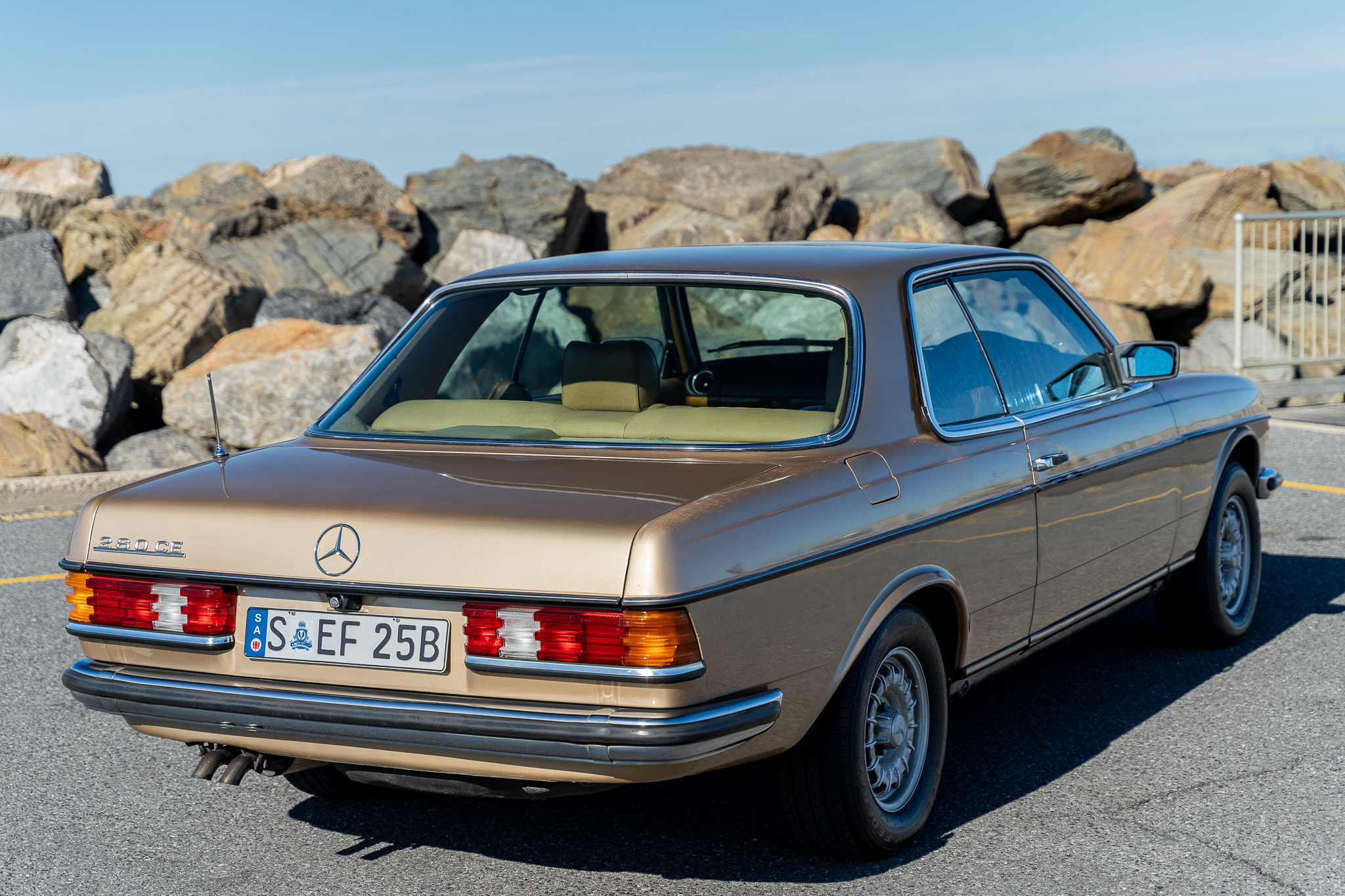 1981 MERCEDES-BENZ (W123) 280 CE