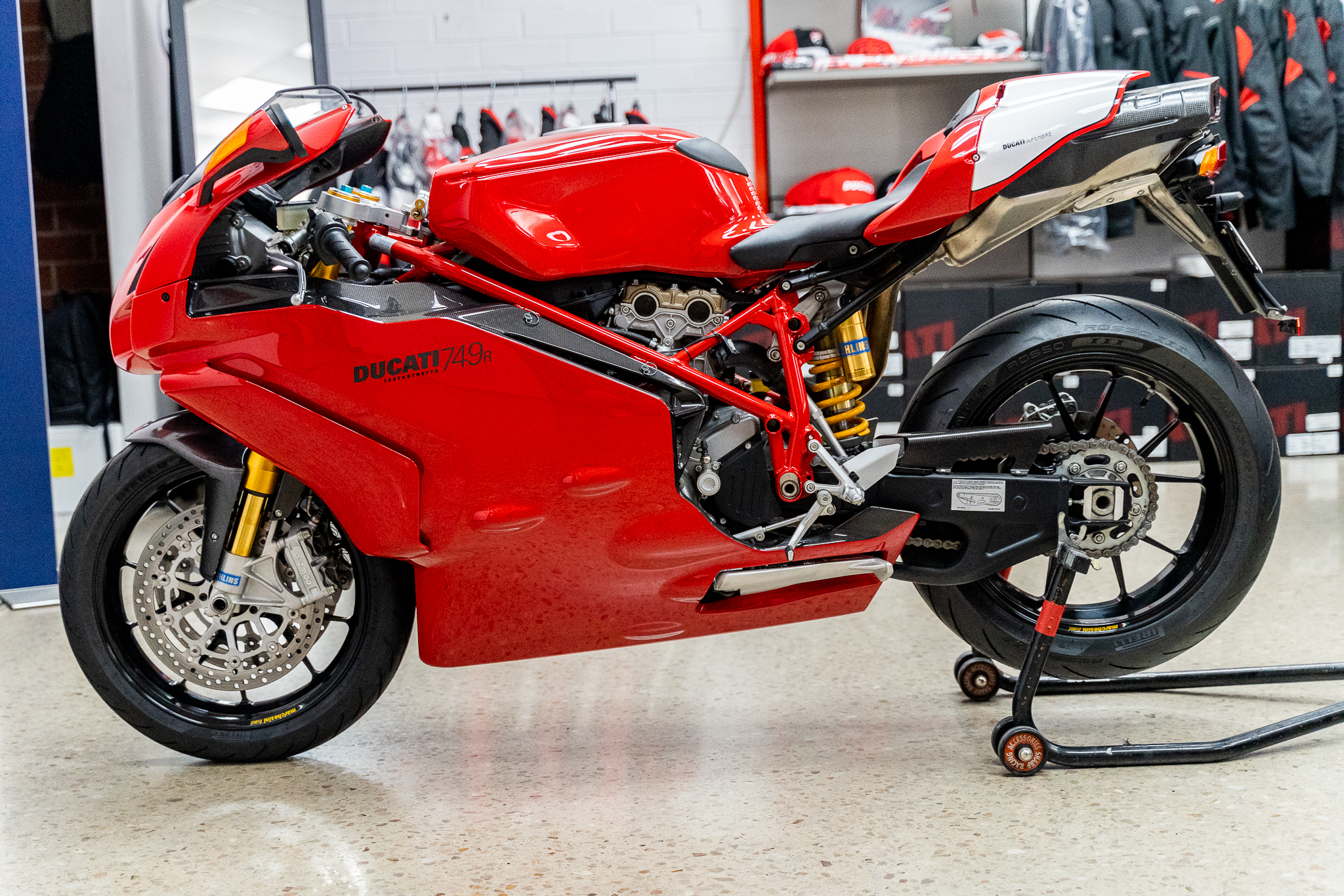 2004 DUCATI 749R