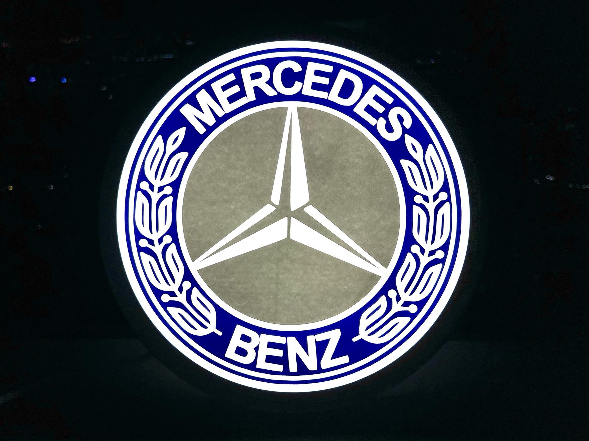 MERCEDES-BENZ ILLUMINATED SIGN