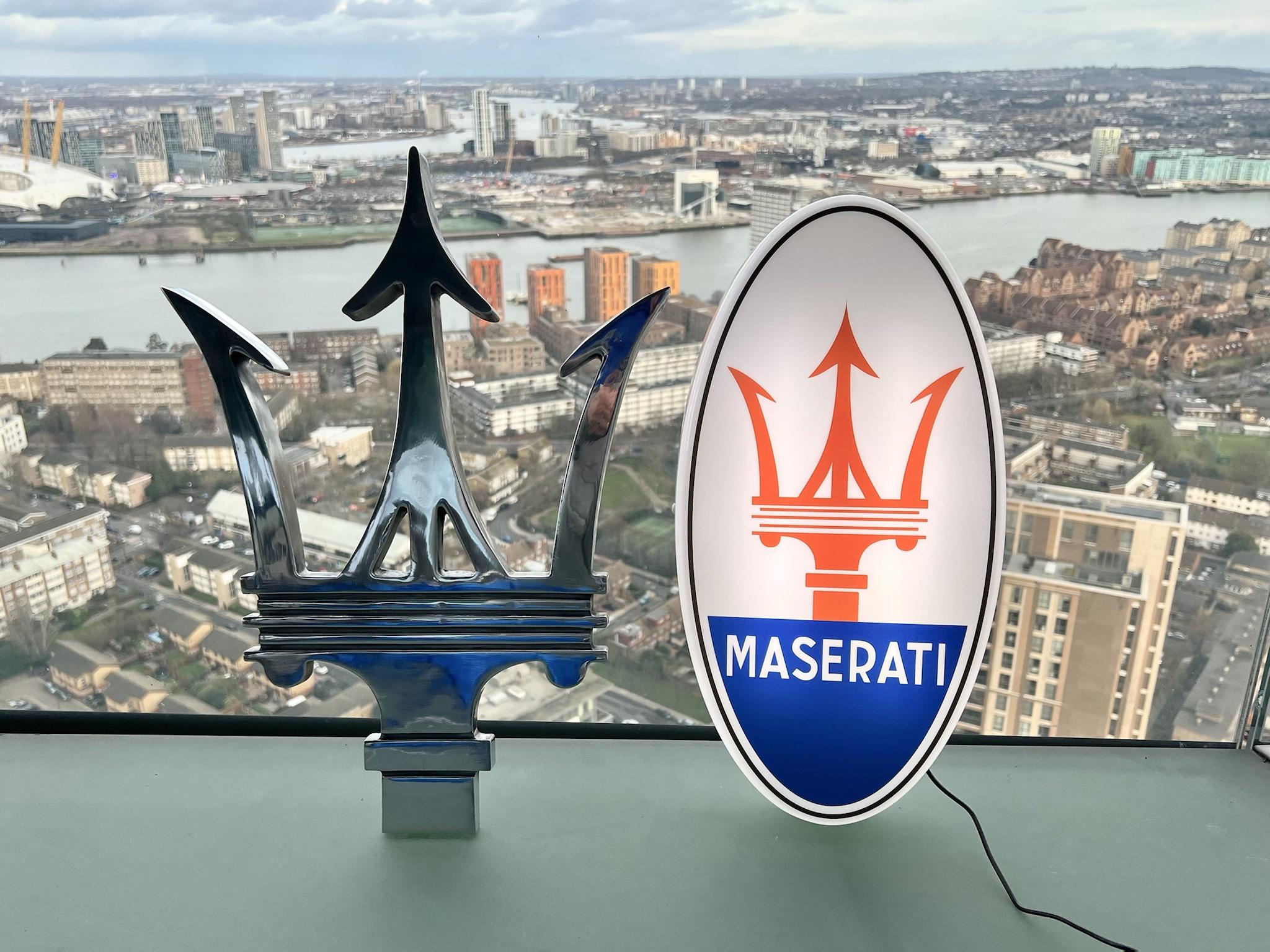 MASERATI TRIDENT AND ILLUMINATED OVAL SIGNS for sale by auction in ...