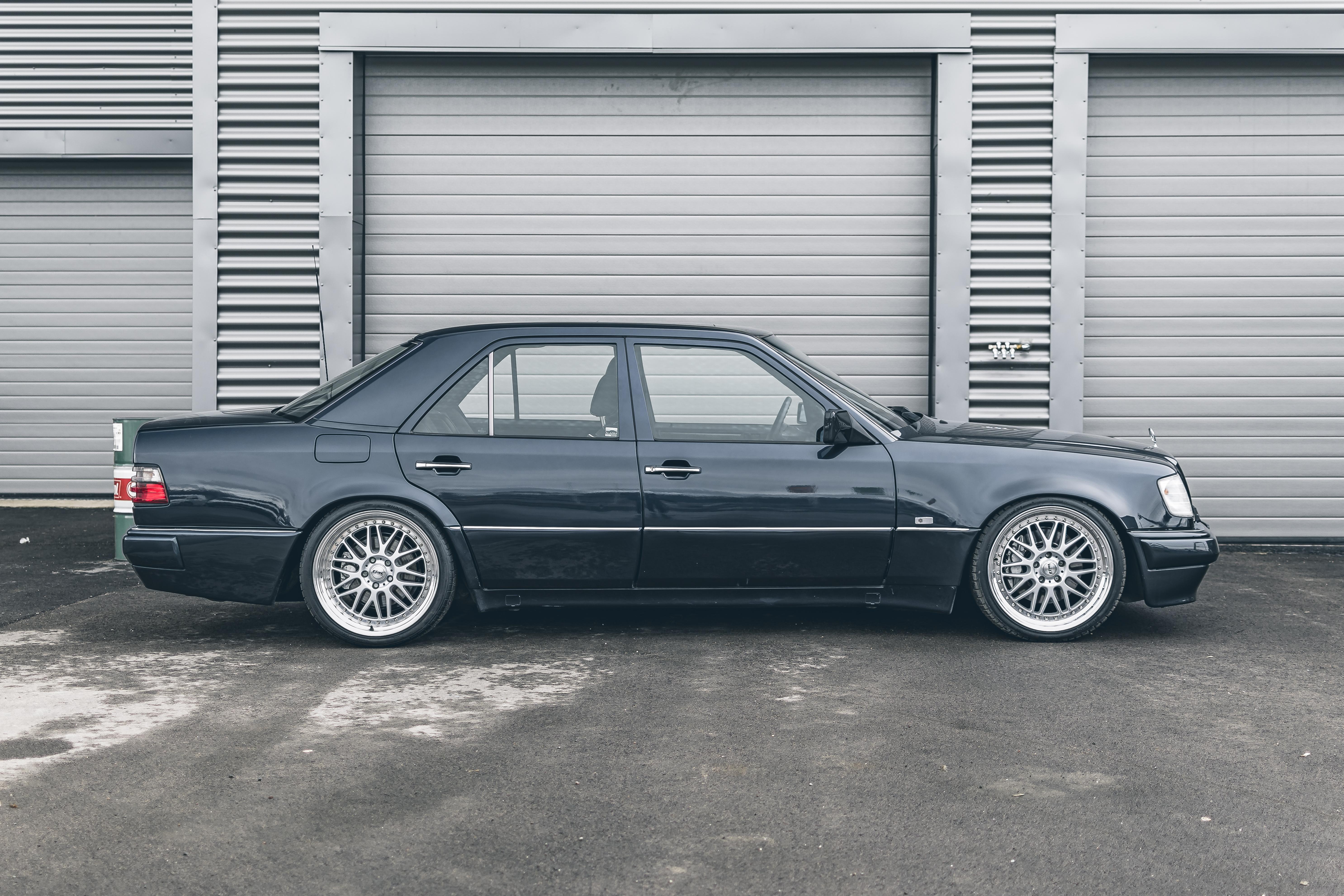 1995 MERCEDES-BENZ (W124) E500 LIMITED