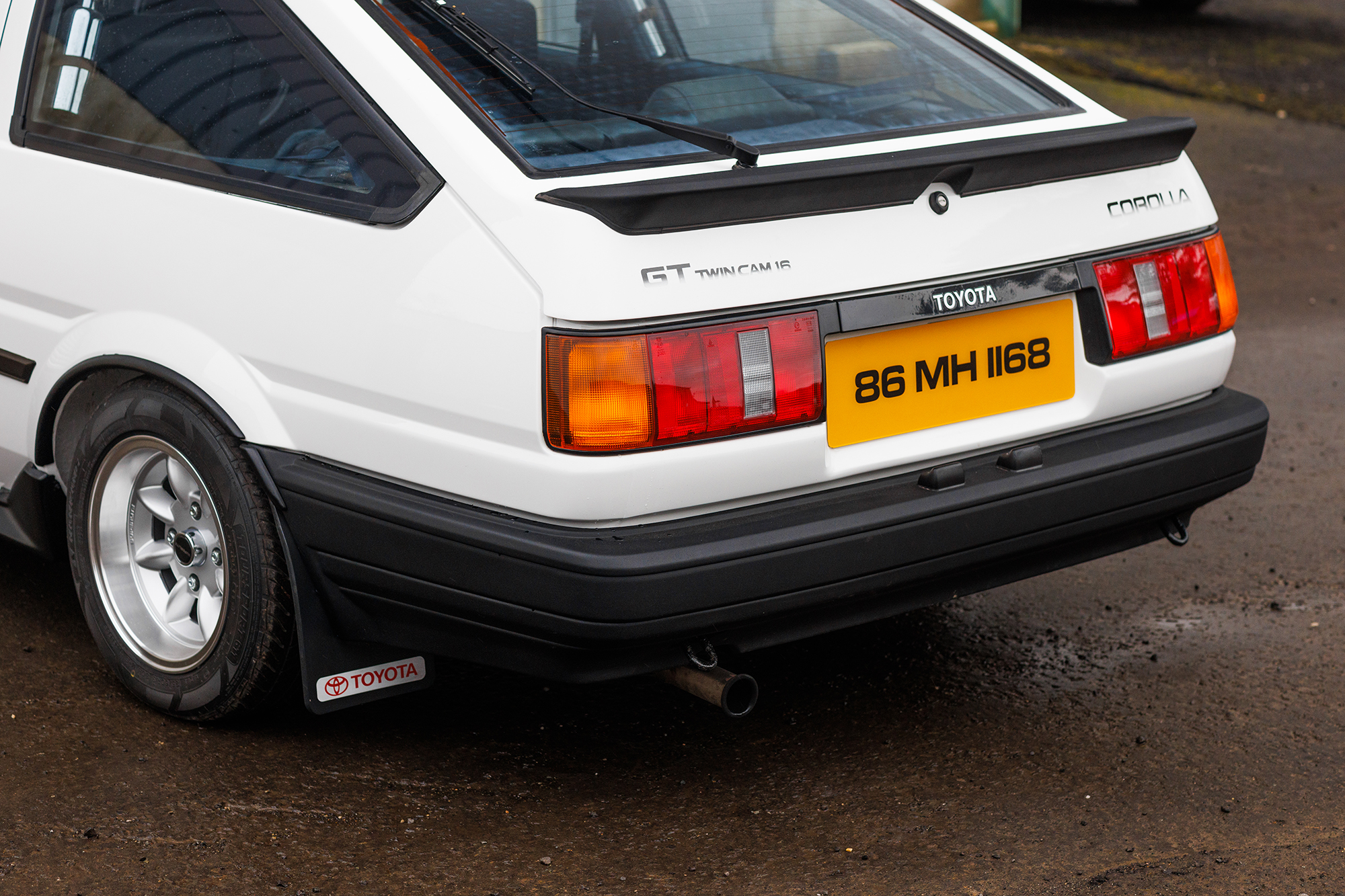1986 TOYOTA COROLLA (AE86) GT TWIN-CAM 16V