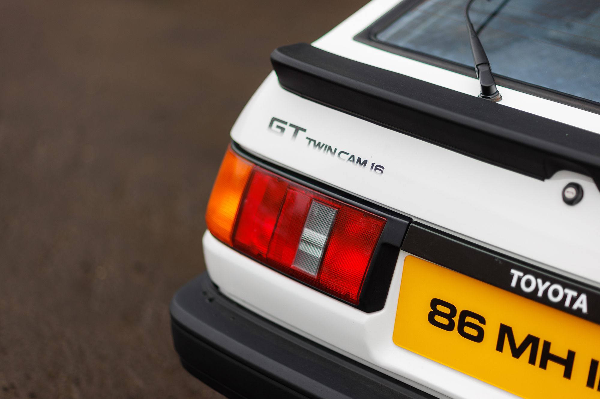 1986 TOYOTA COROLLA (AE86) GT TWIN-CAM 16V