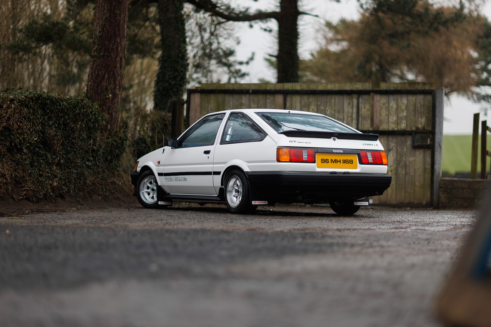 1986 TOYOTA COROLLA (AE86) GT TWIN-CAM 16V