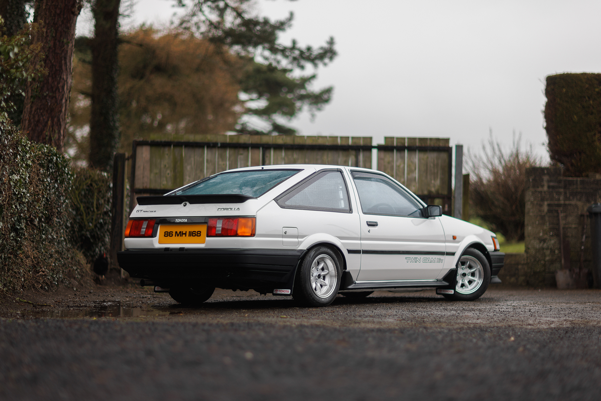 1986 TOYOTA COROLLA (AE86) GT TWIN-CAM 16V