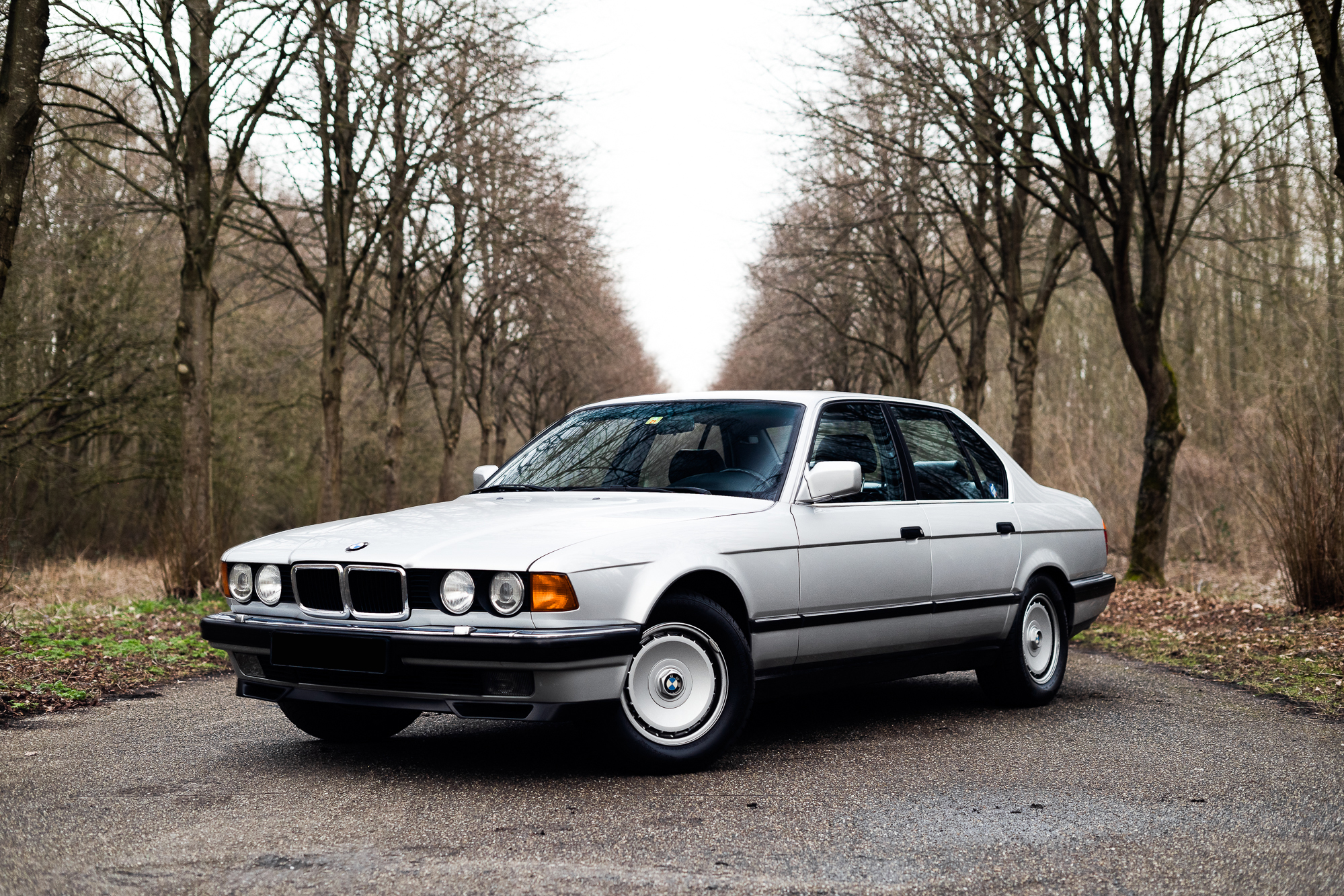 1991 BMW (E32) 750I