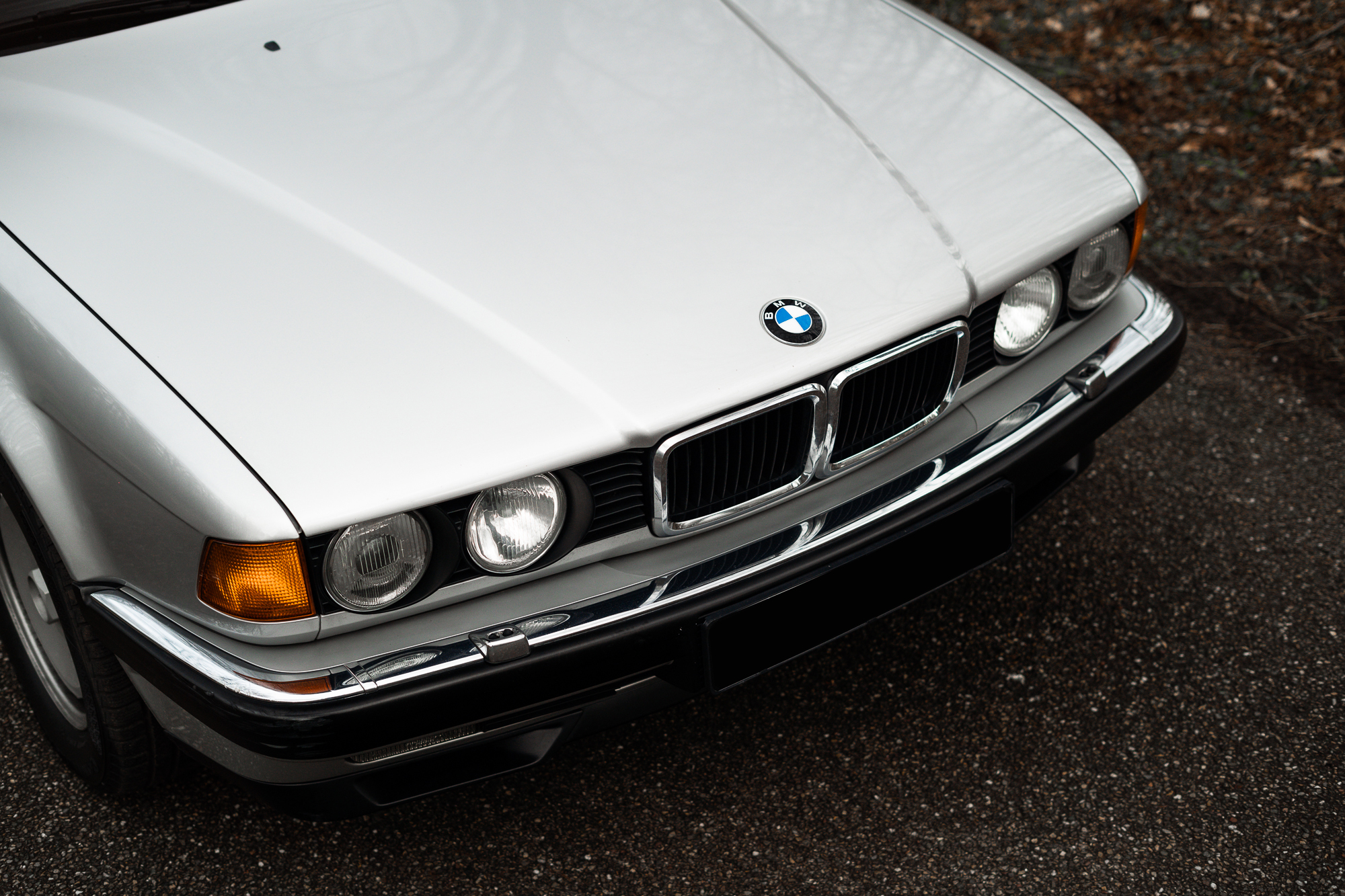 1991 BMW (E32) 750I
