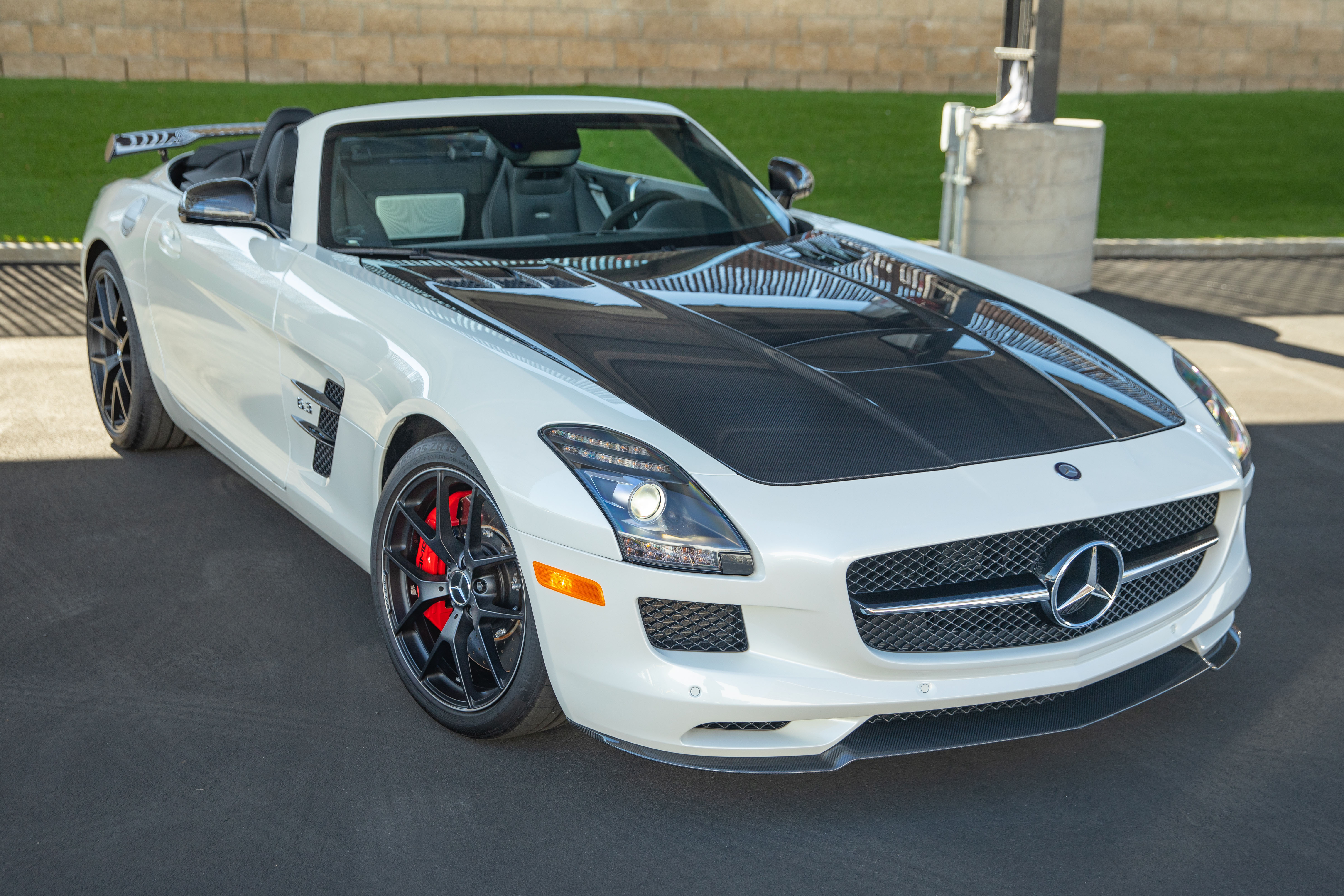 2015 MERCEDES-BENZ SLS AMG ROADSTER GT FINAL EDITION - 1,841 MILES for ...