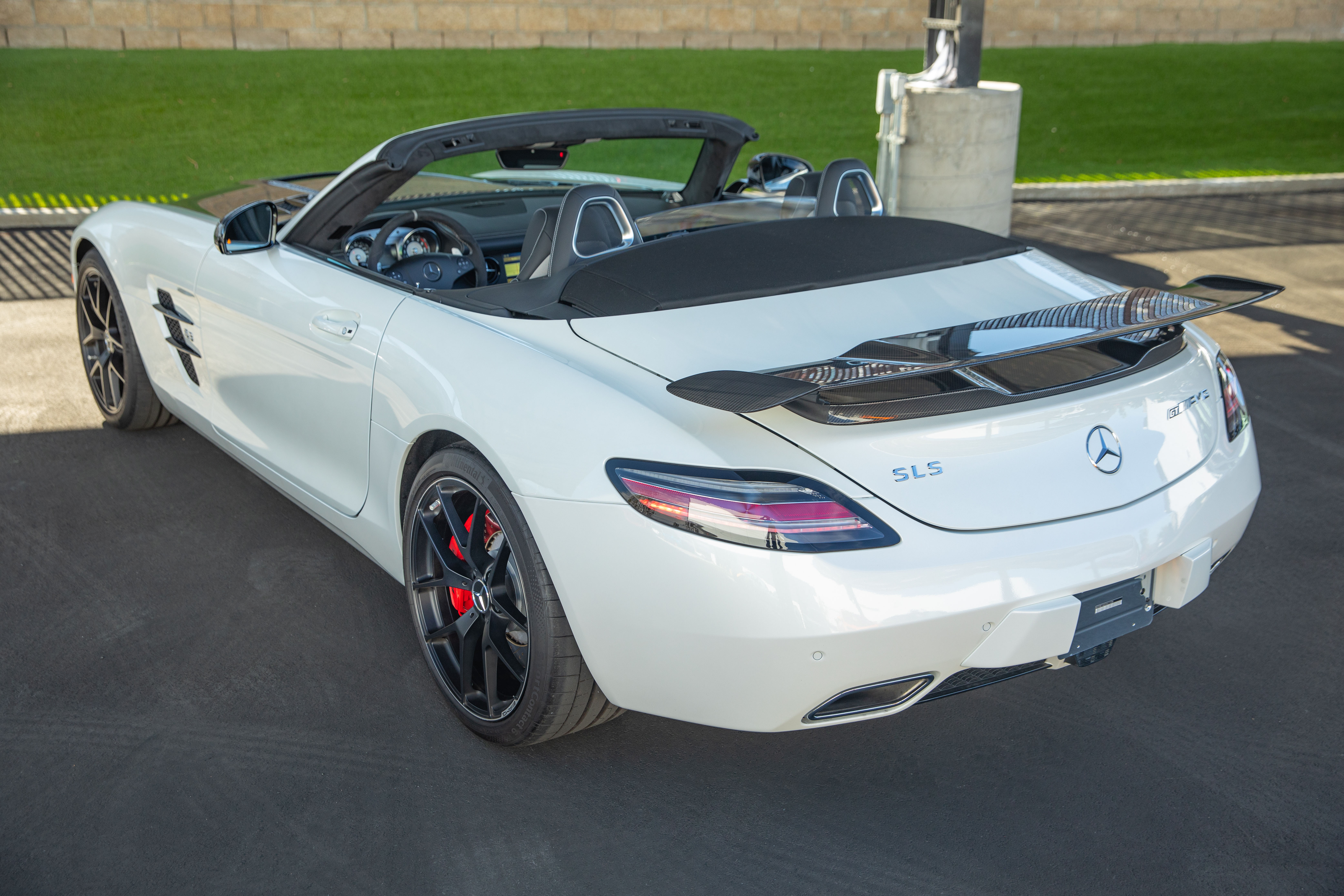 2015 MERCEDES-BENZ SLS AMG ROADSTER GT FINAL EDITION - 1,841 MILES for ...