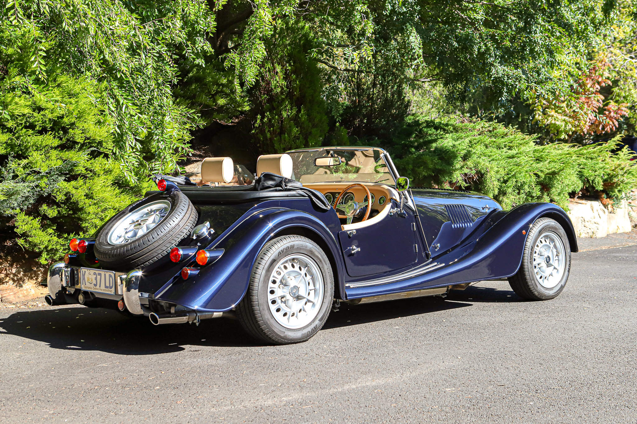 2011 MORGAN Roadster V6 - 2,236 KM