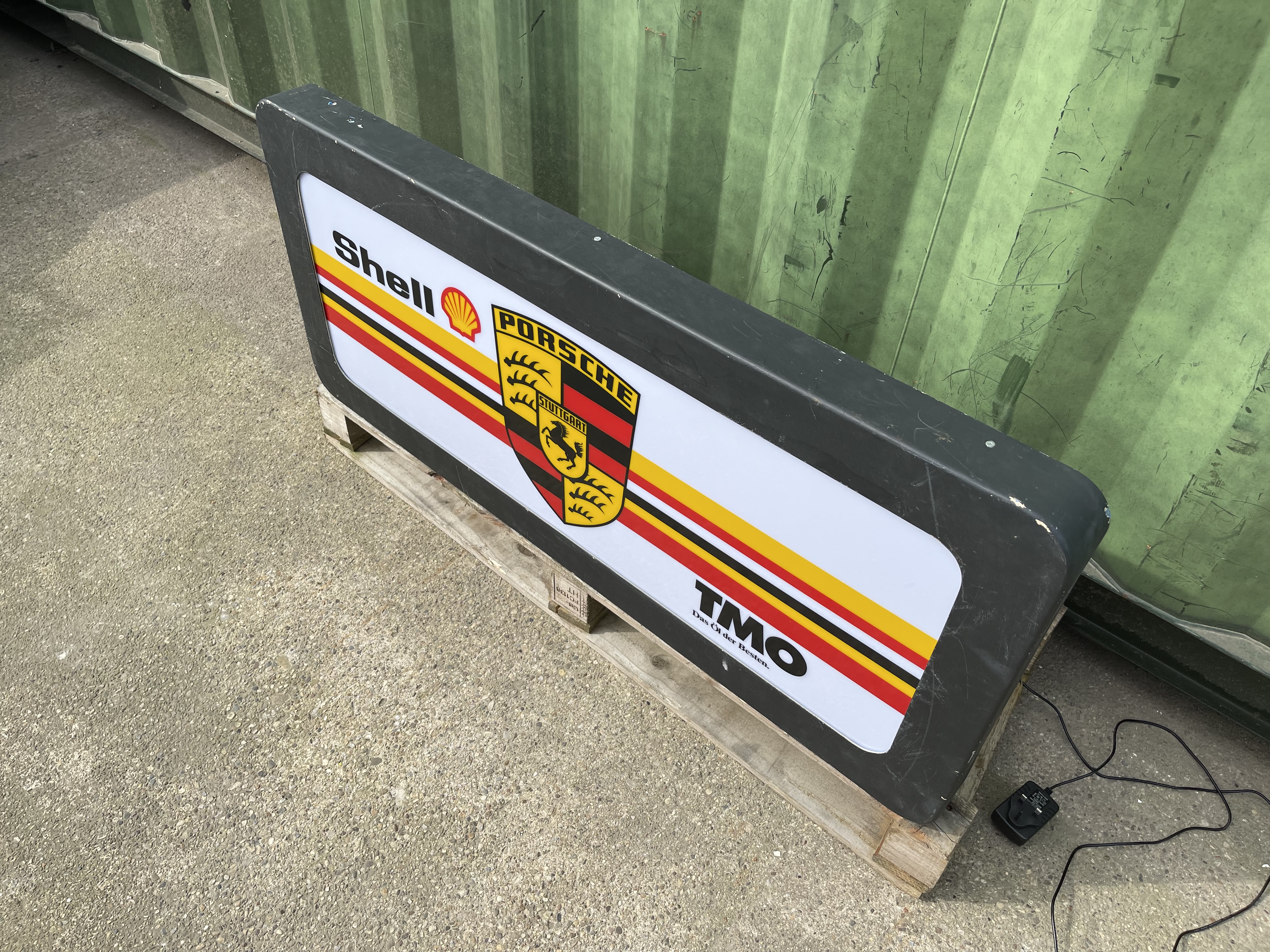 PORSCHE SHELL TMO ILLUMINATED SIGN