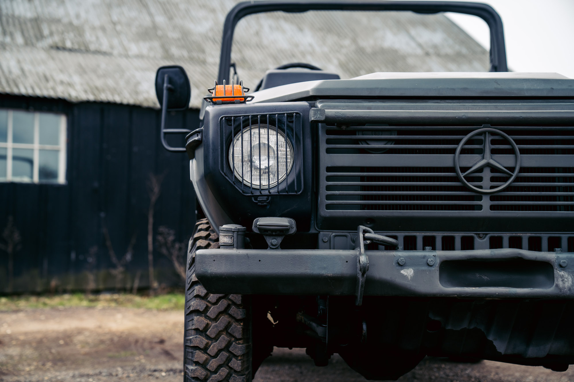 1987 MERCEDES-BENZ (W461) 240GD WOLF