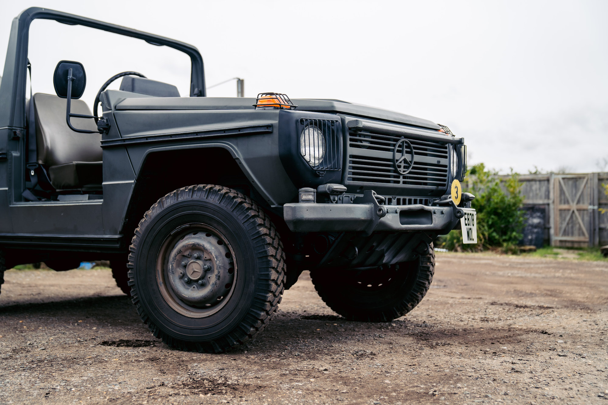 1987 MERCEDES-BENZ (W461) 240GD WOLF