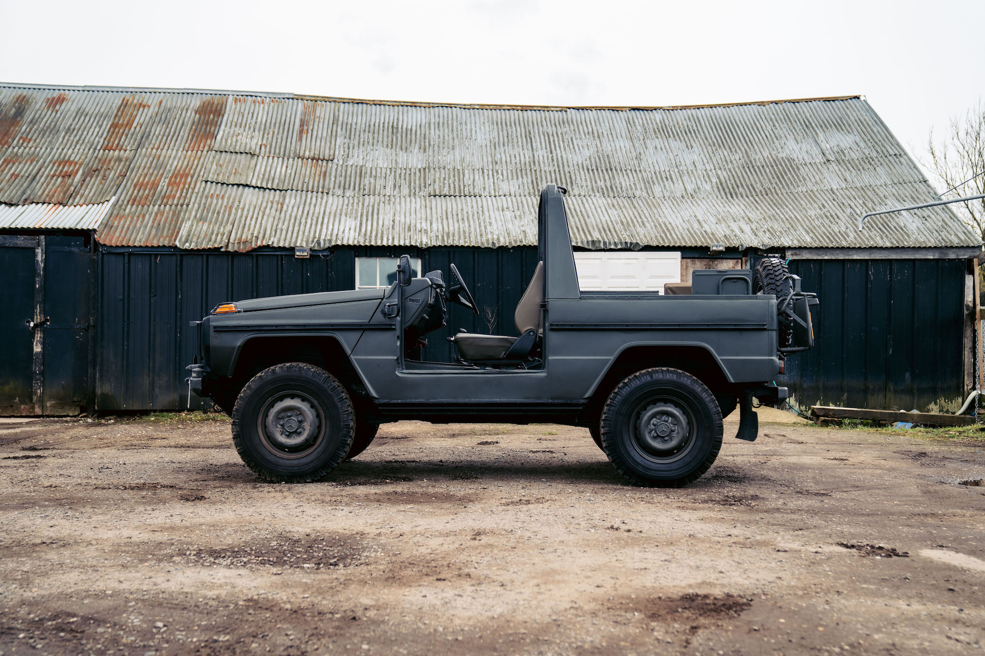 1987 MERCEDES-BENZ (W461) 240GD WOLF