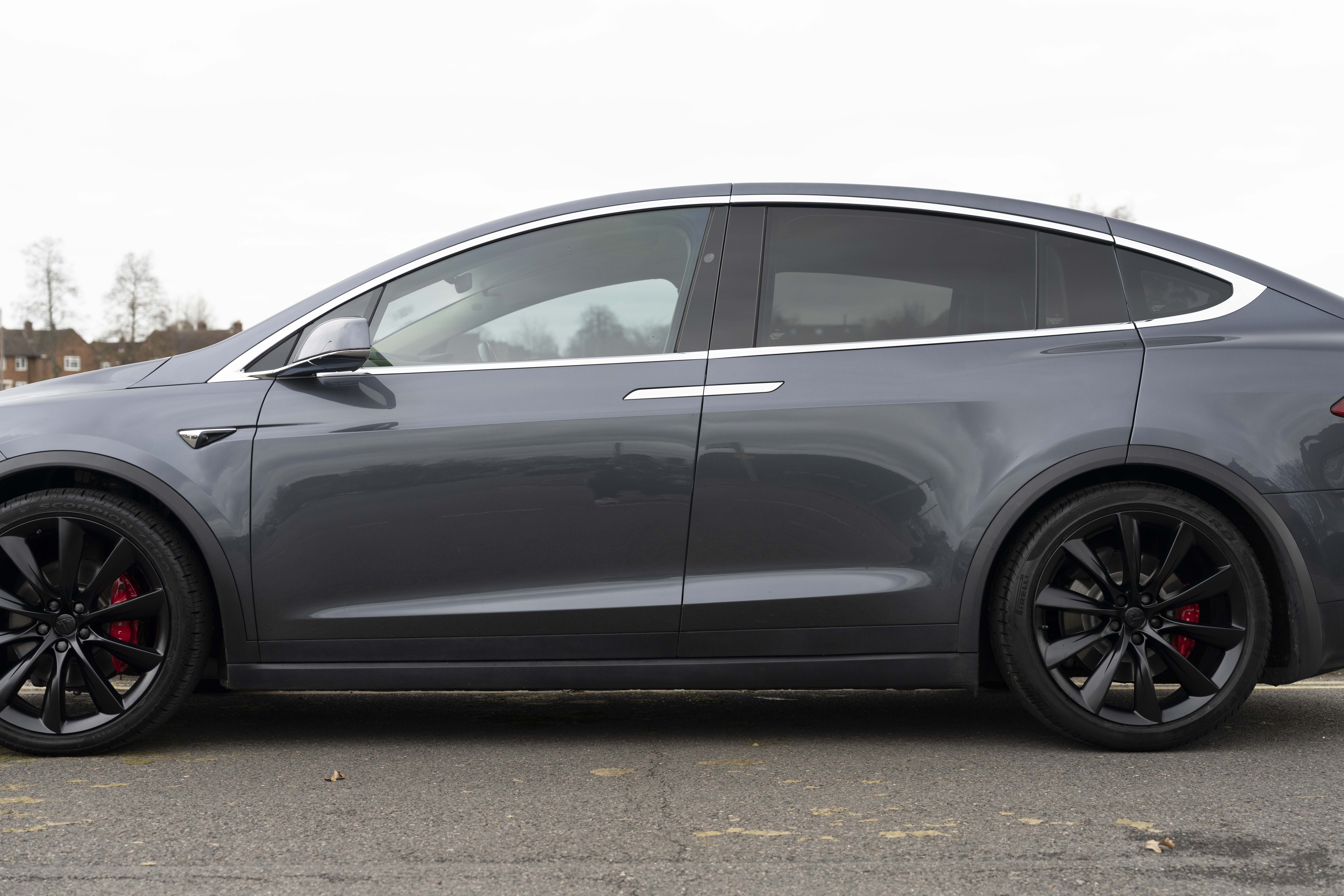 2017 TESLA MODEL X P100D