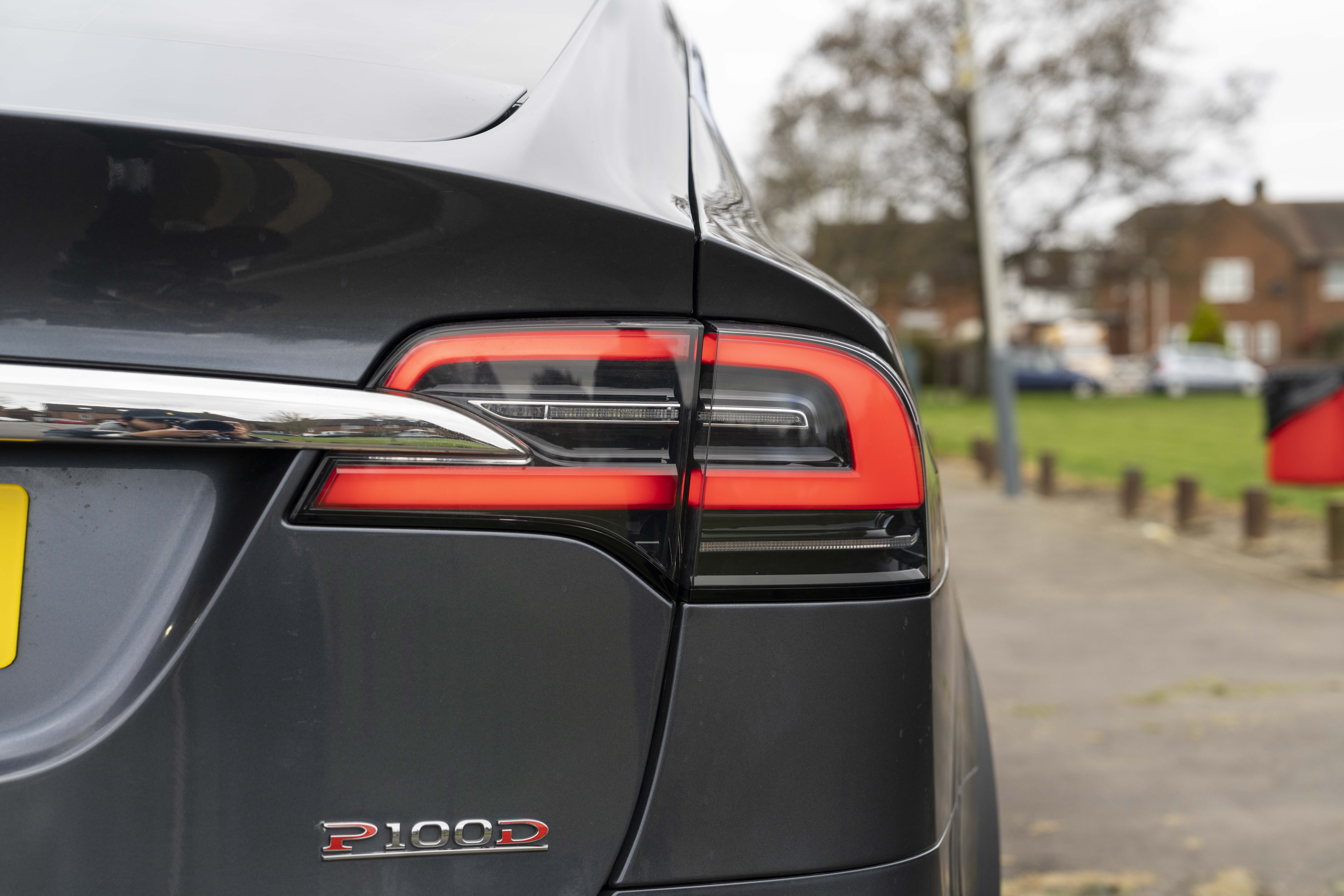 2017 TESLA MODEL X P100D