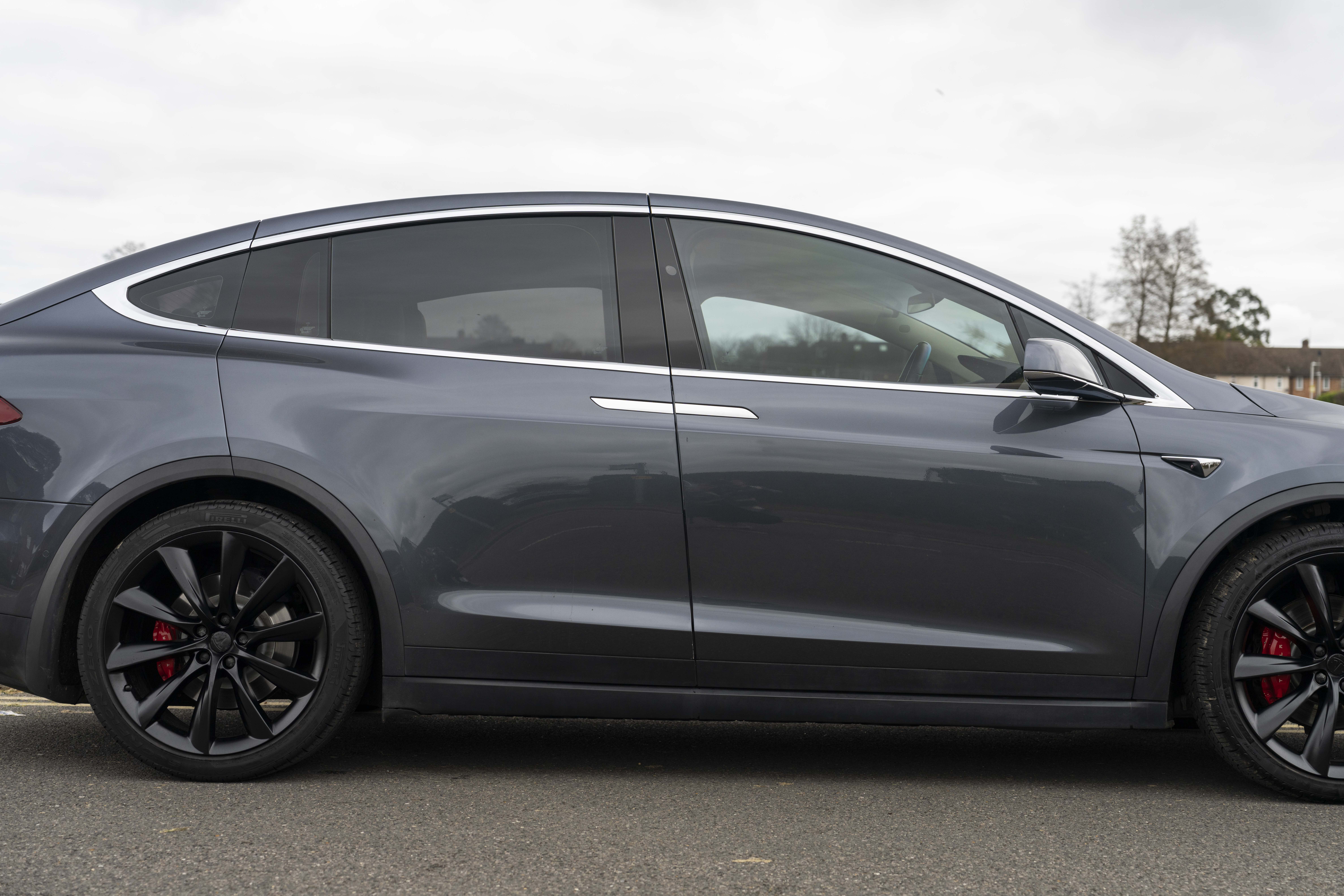 2017 TESLA MODEL X P100D