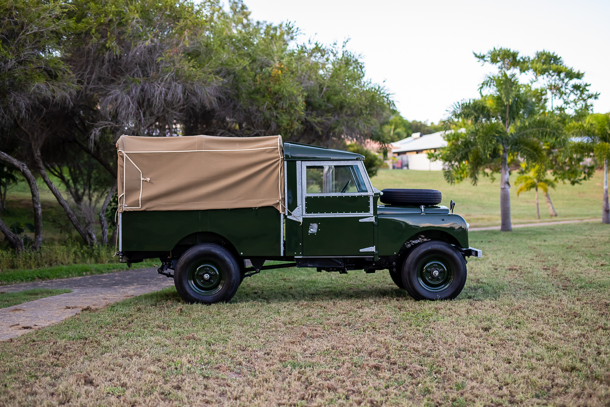 1955 LAND ROVER SERIES 1 107"