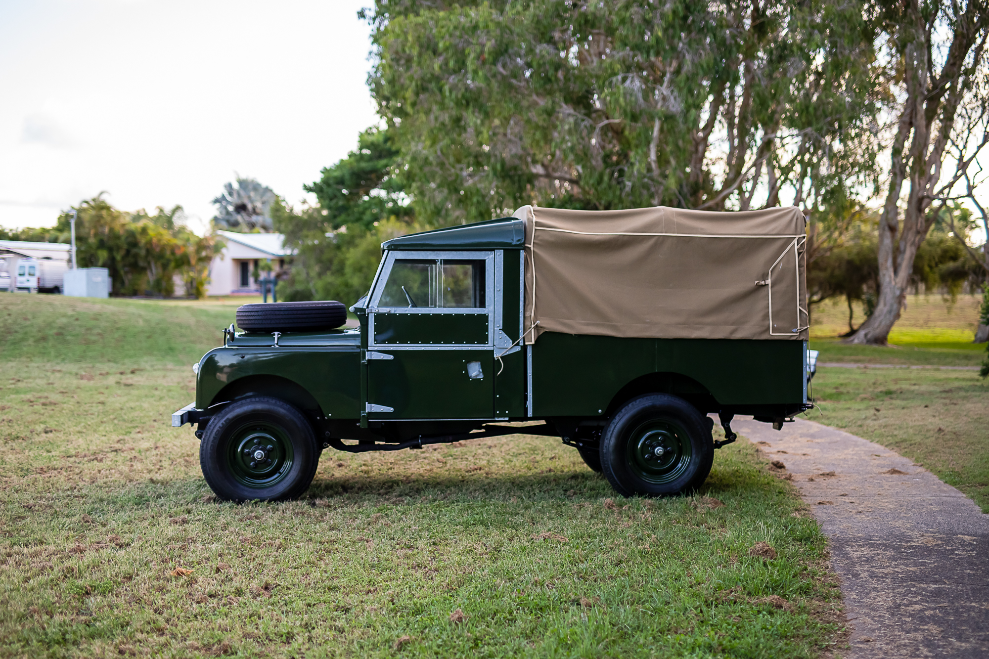 1955 LAND ROVER SERIES 1 107"