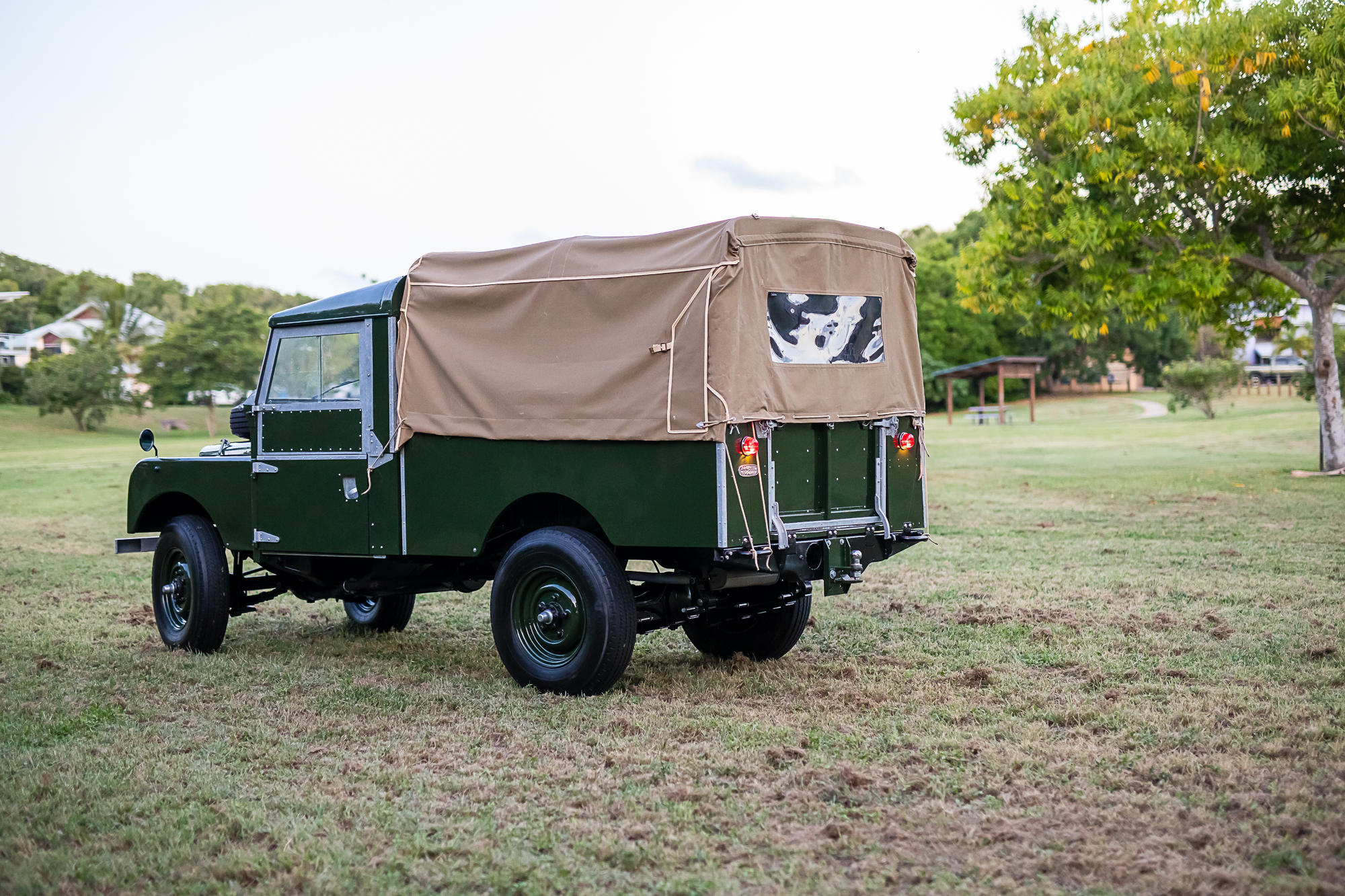 1955 LAND ROVER SERIES 1 107"