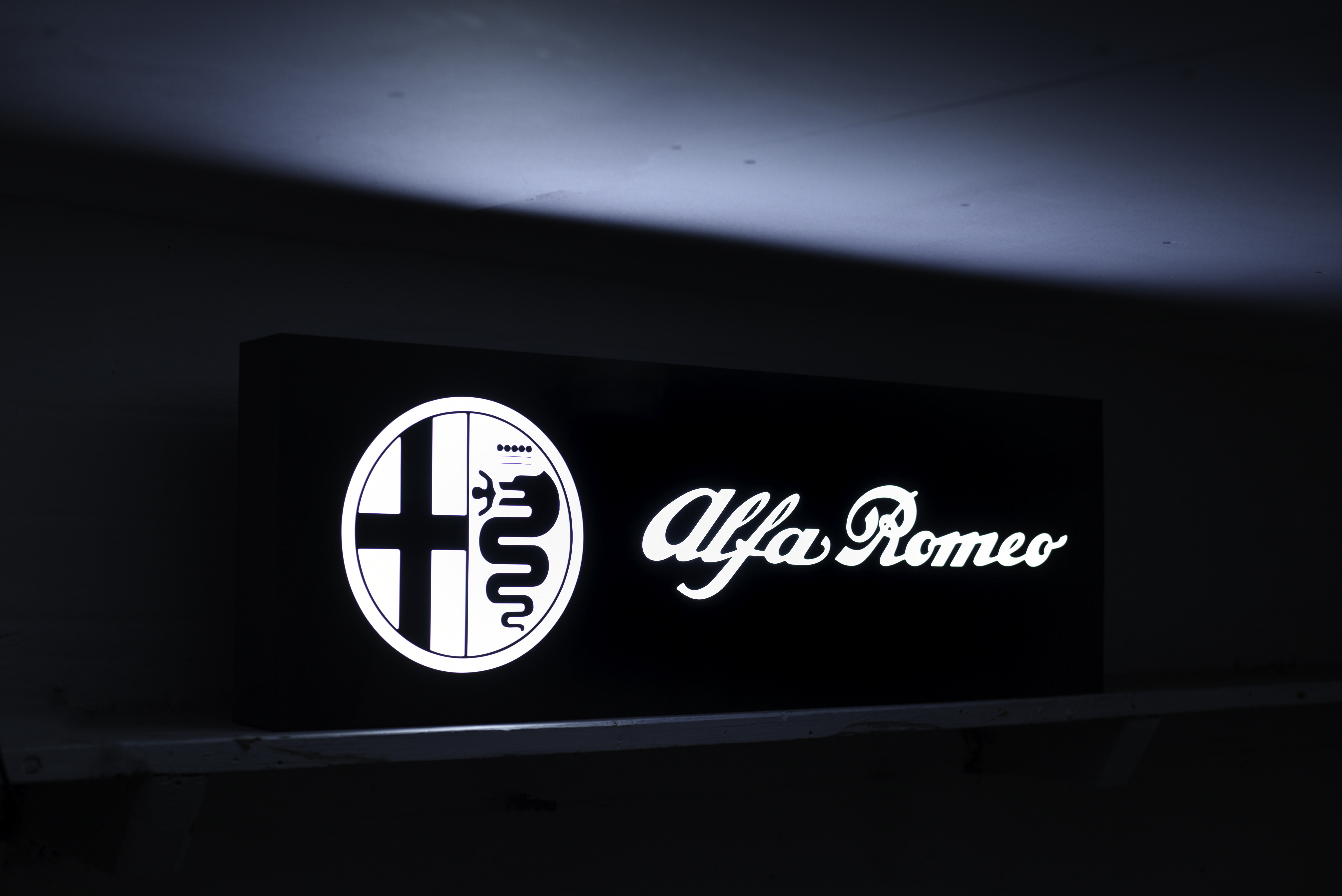 ALFA ROMEO ILLUMINATED SIGN