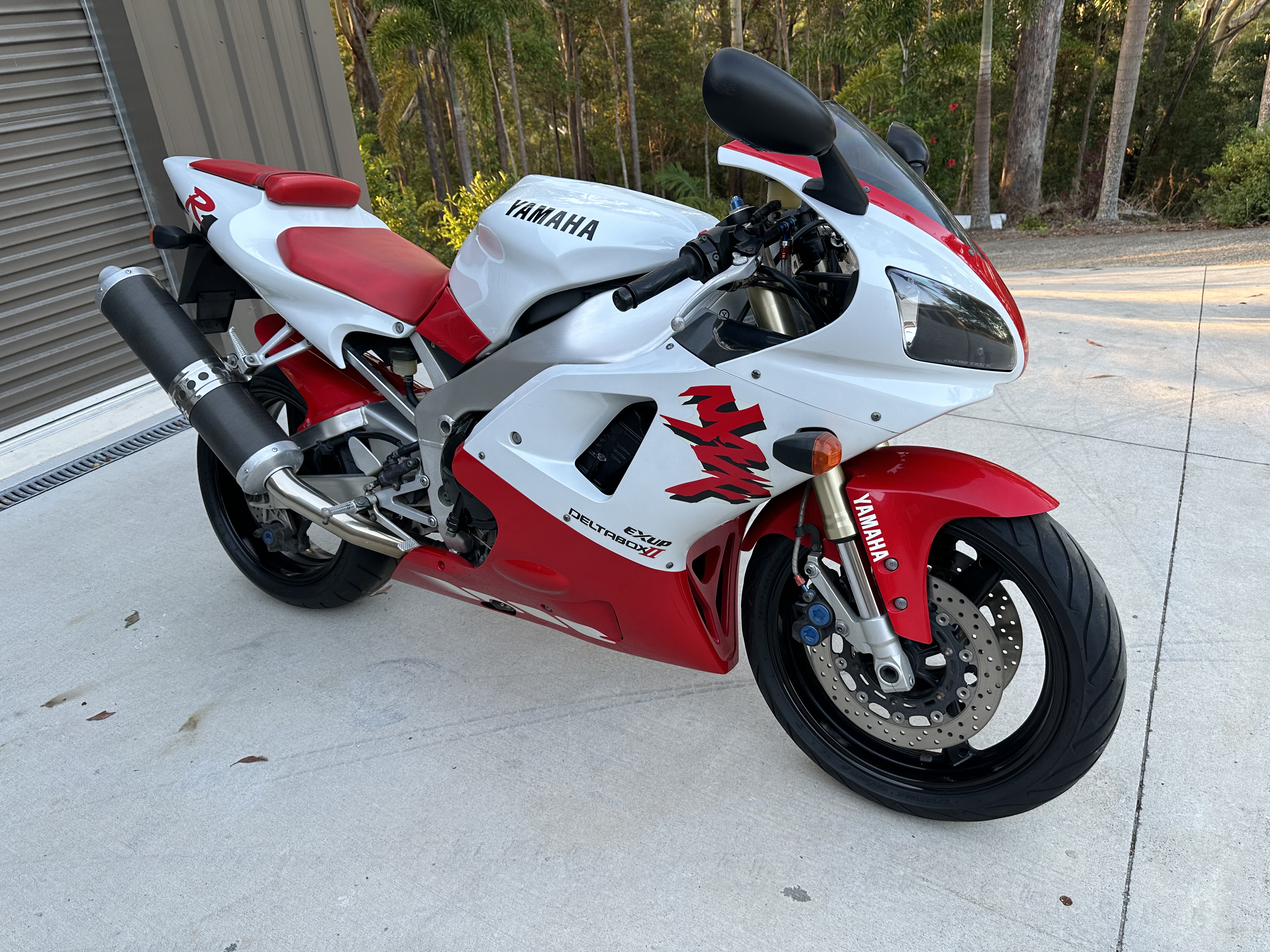1998 YAMAHA YZF-R1