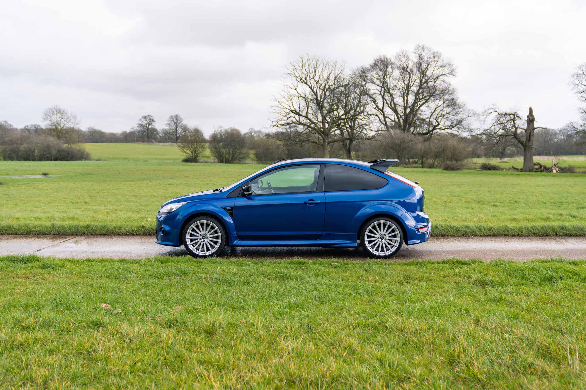 2010 FORD FOCUS RS (MK2) -12,611 MILES