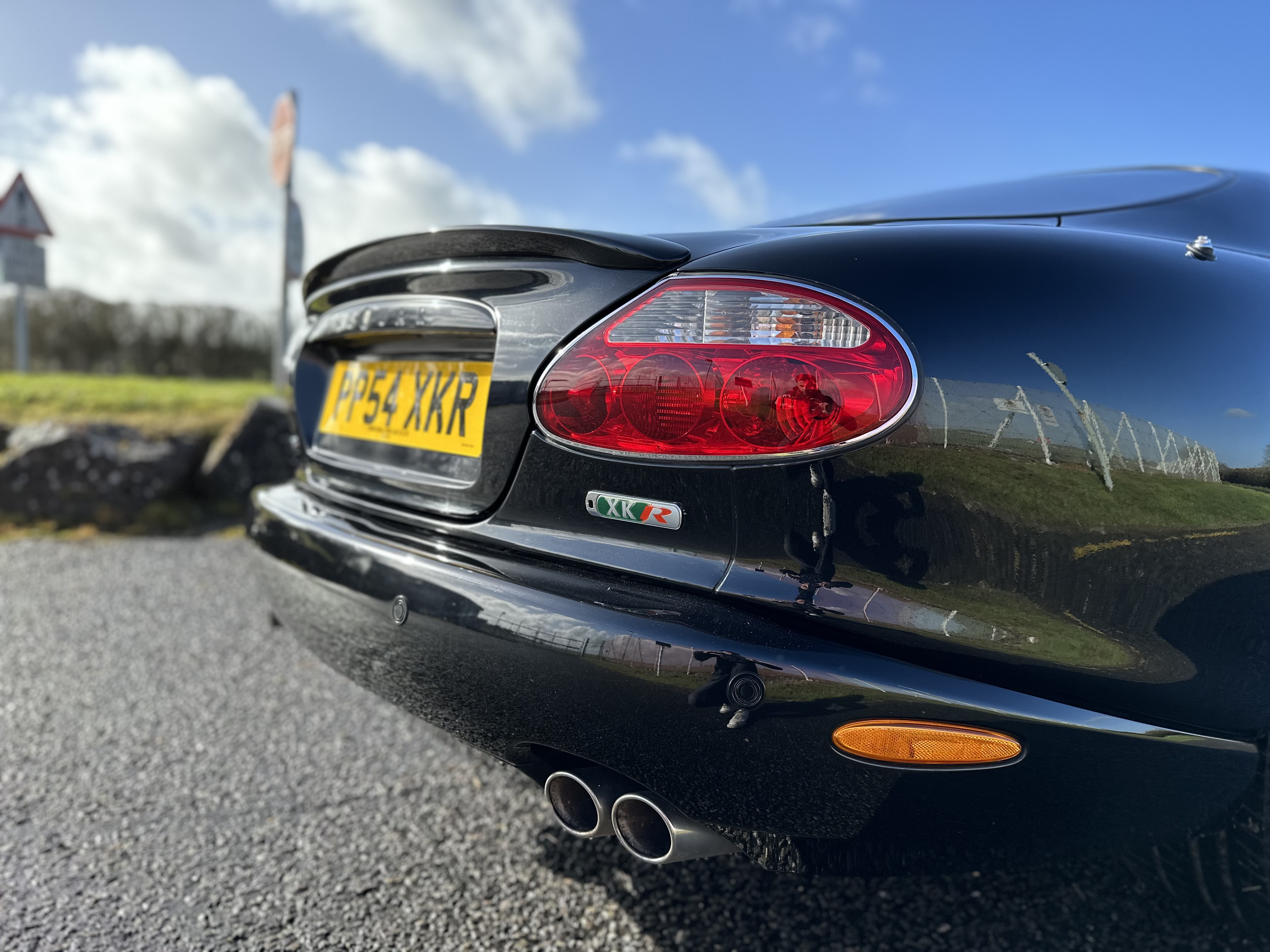2004 JAGUAR XKR 4.2 COUPE - BLACK KNIGHT EDITION