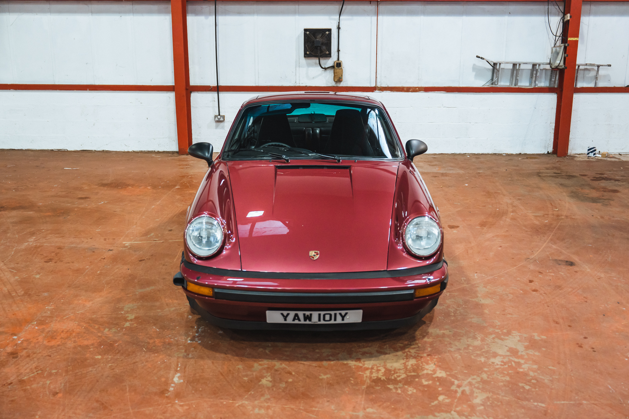 1982 PORSCHE 911 SC - 993 ENGINE