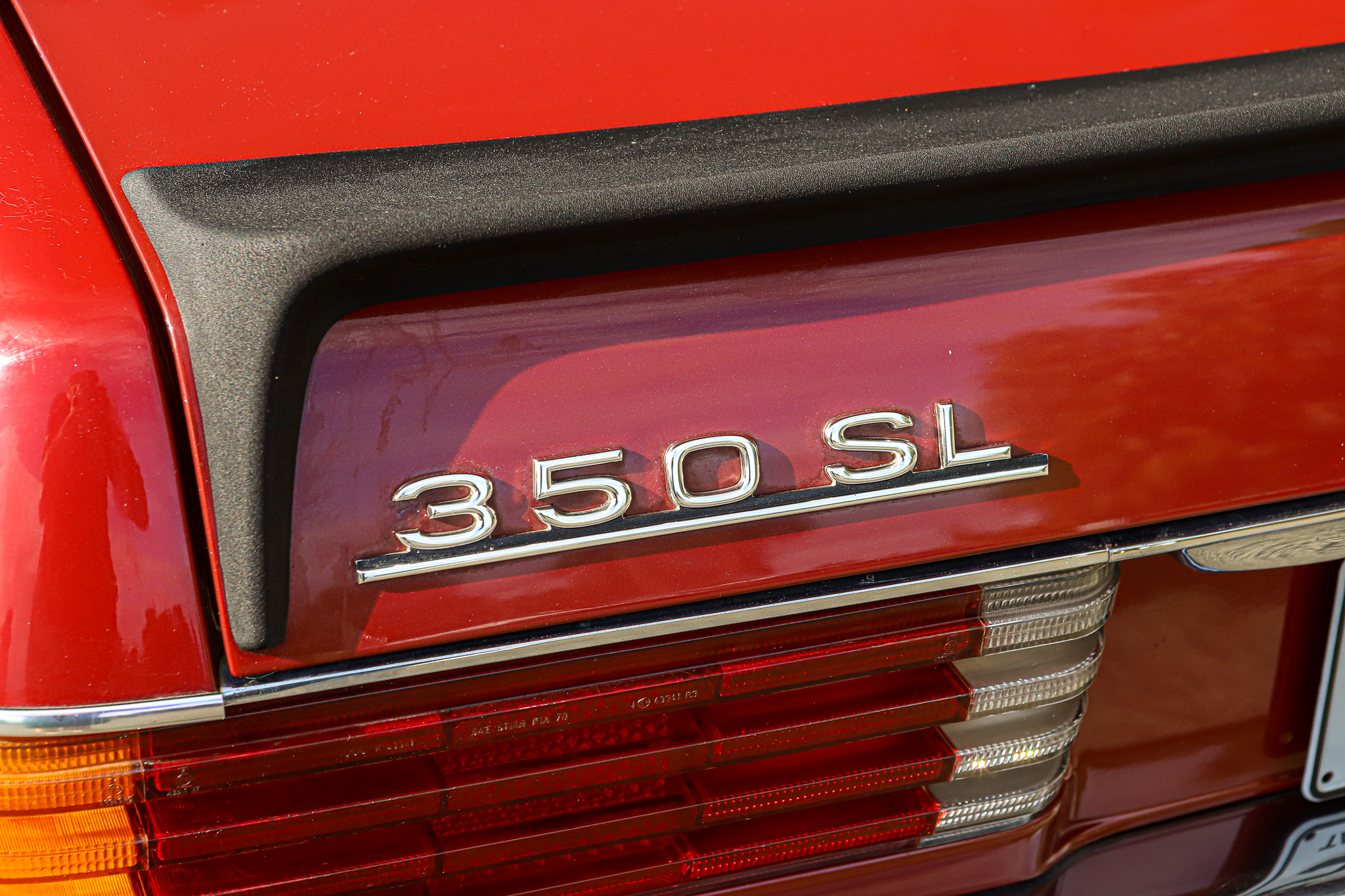 1973 MERCEDES-BENZ (R107) 350SL - 450SL ENGINE