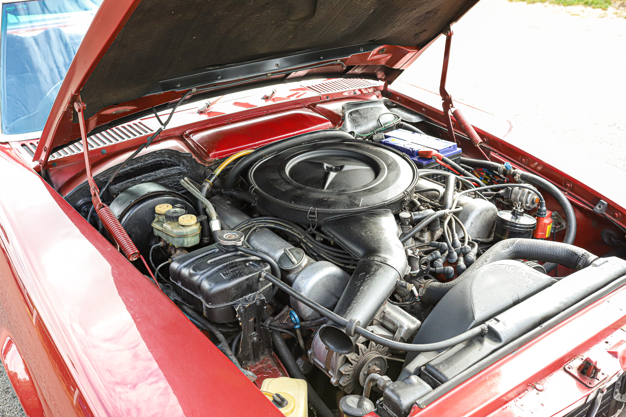 1973 MERCEDES-BENZ (R107) 350SL - 450SL ENGINE