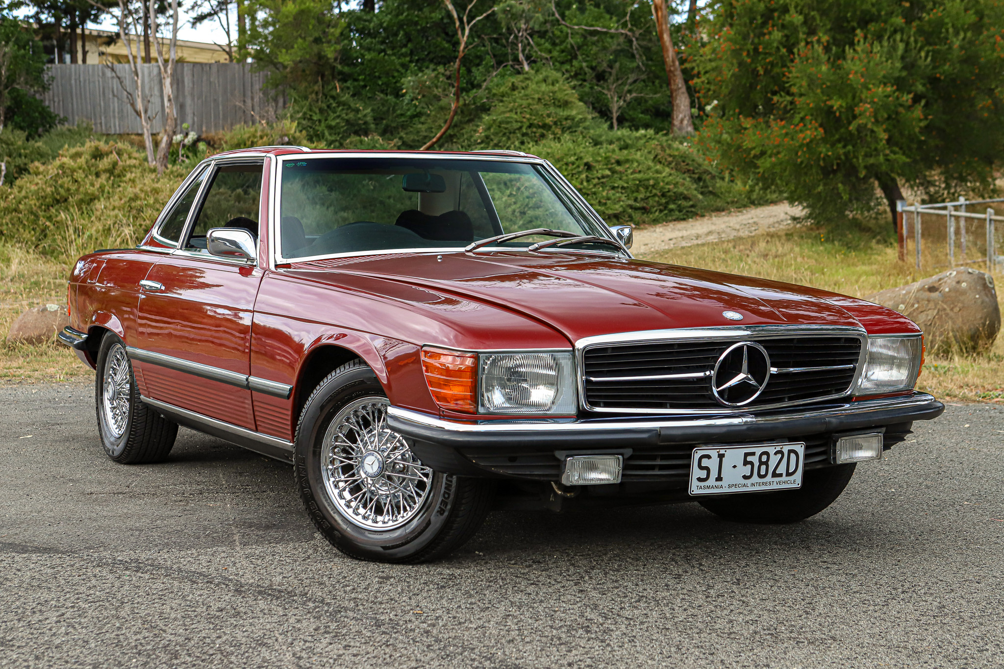 1973 MERCEDES-BENZ (R107) 350SL - 450SL ENGINE