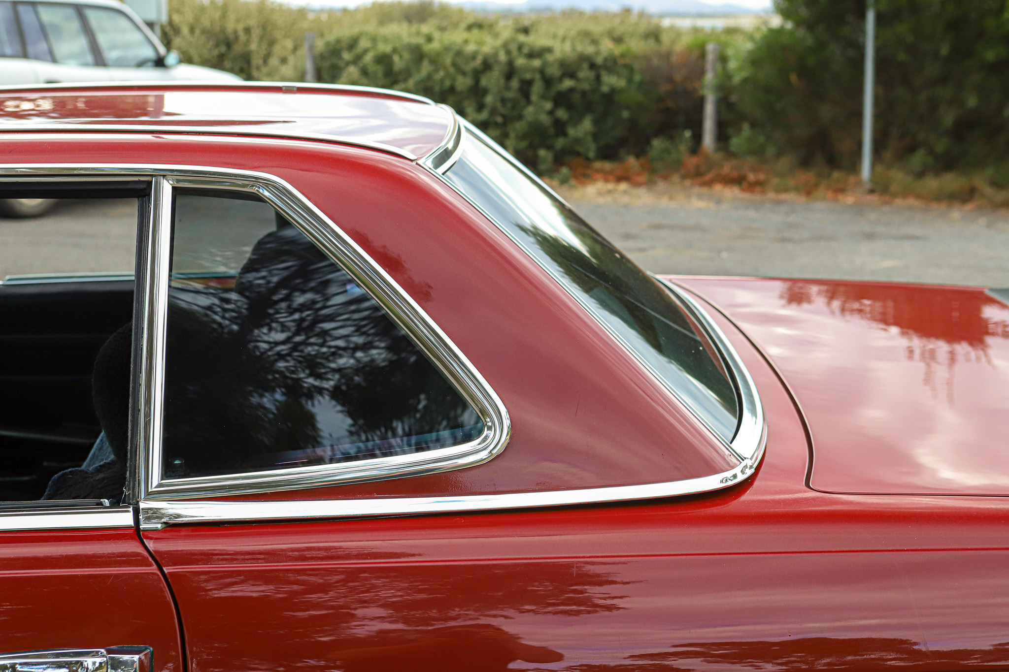 1973 MERCEDES-BENZ (R107) 350SL - 450SL ENGINE