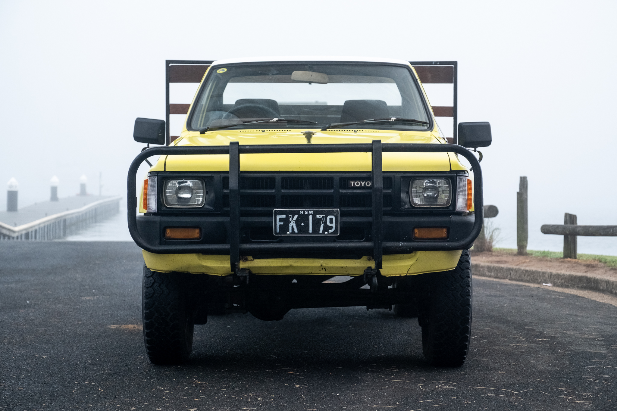 1984 TOYOTA HILUX