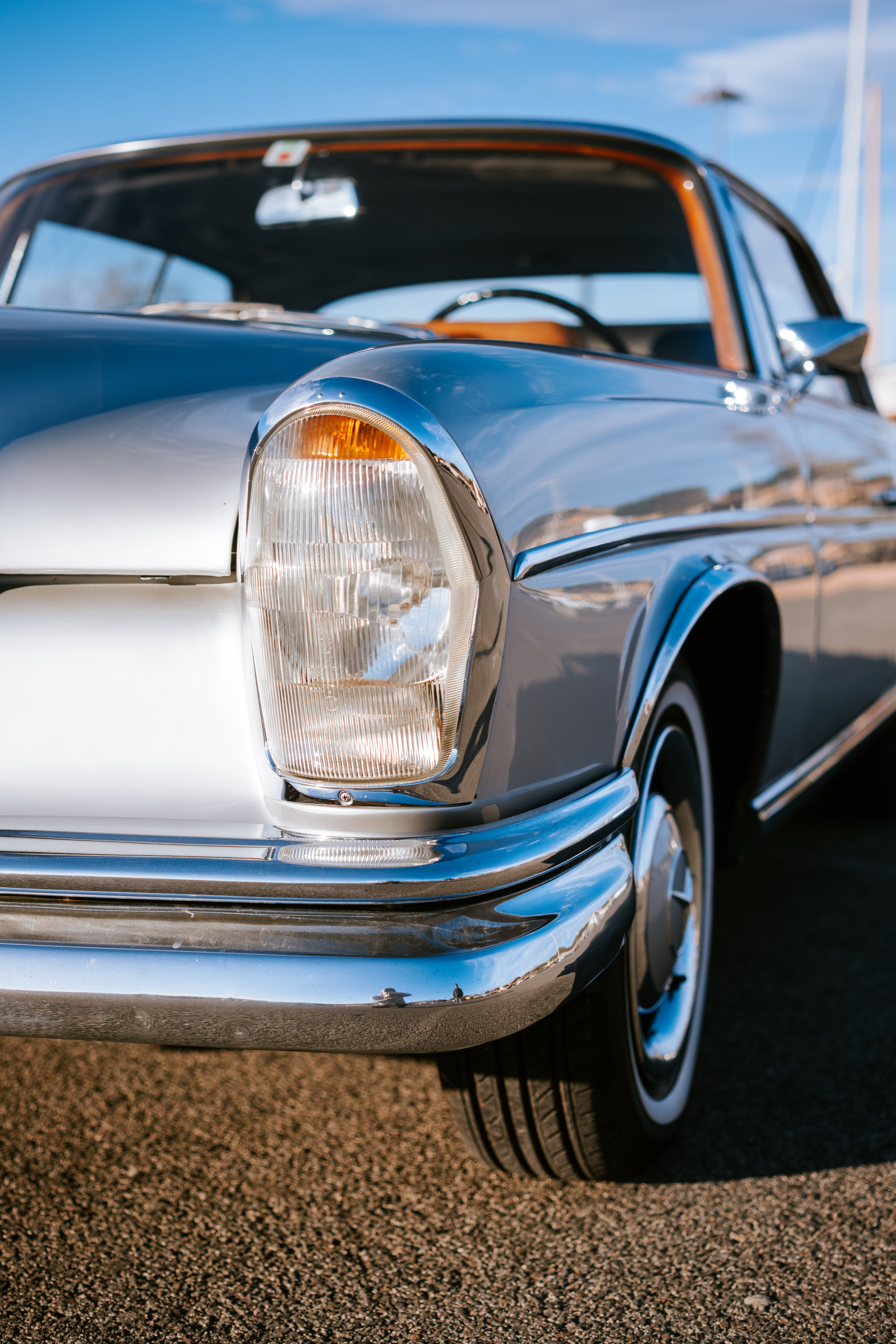 1965 MERCEDES-BENZ (W112) 300 SE COUPE