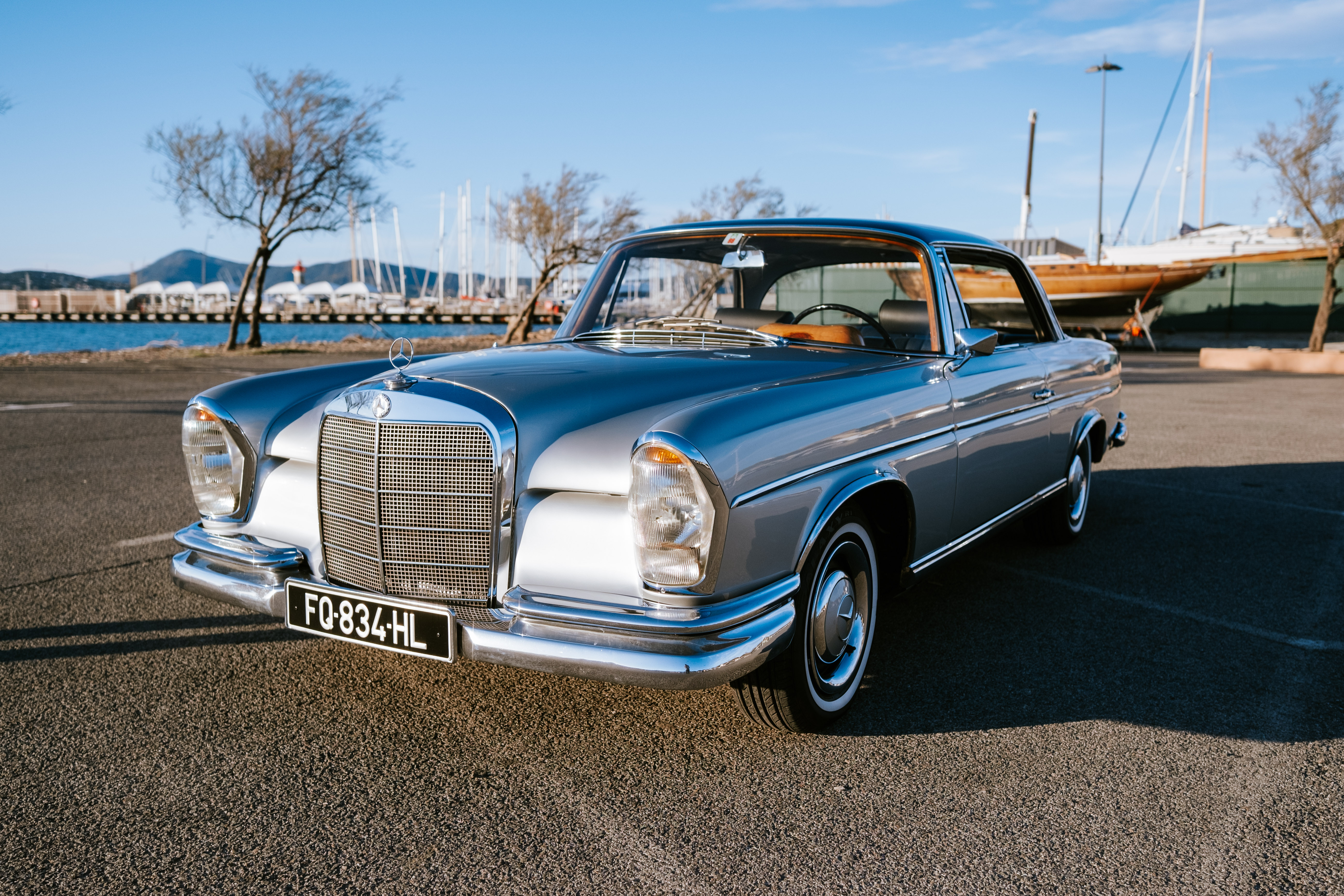 1965 MERCEDES-BENZ (W112) 300 SE COUPE