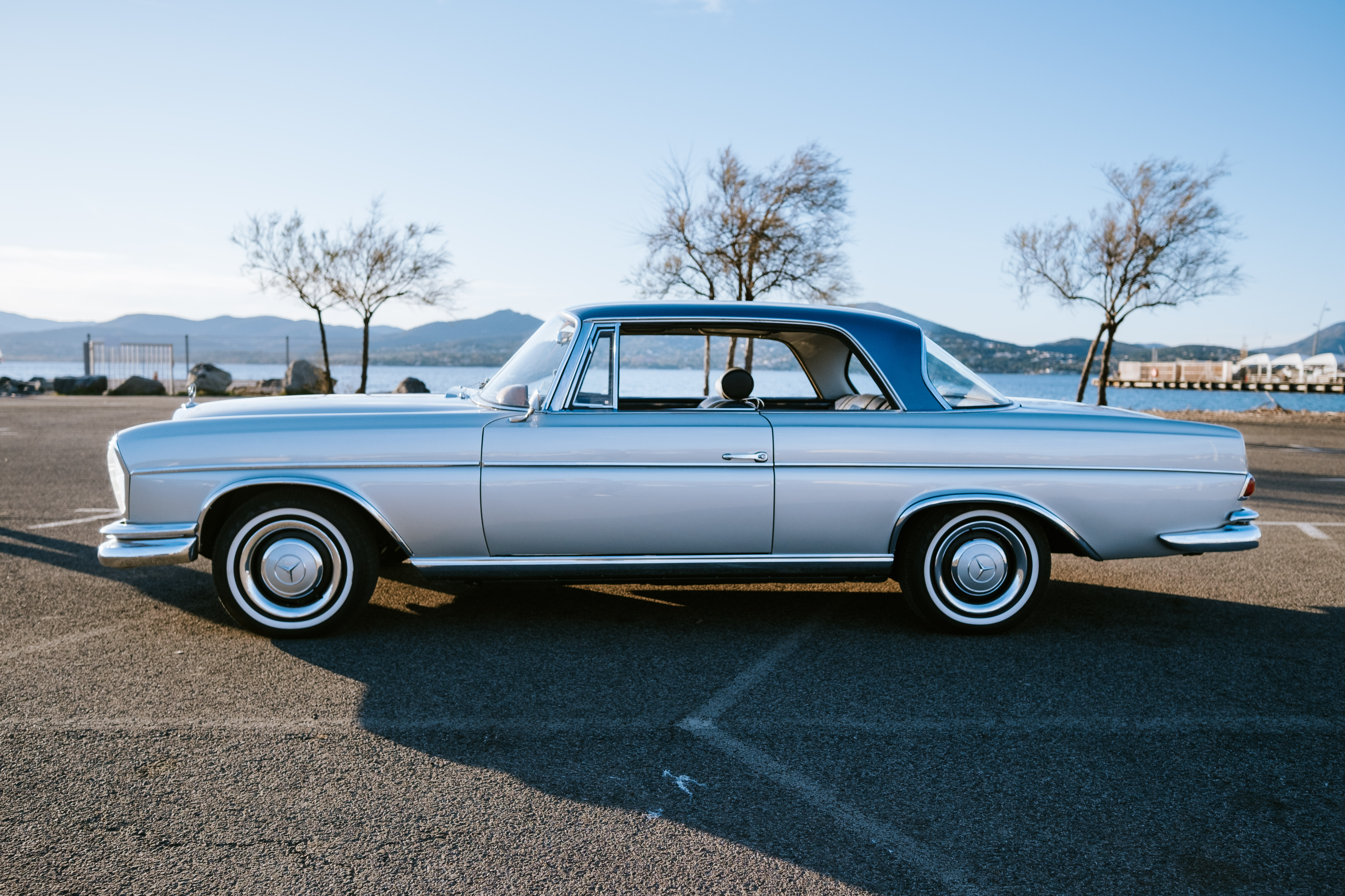1965 MERCEDES-BENZ (W112) 300 SE COUPE