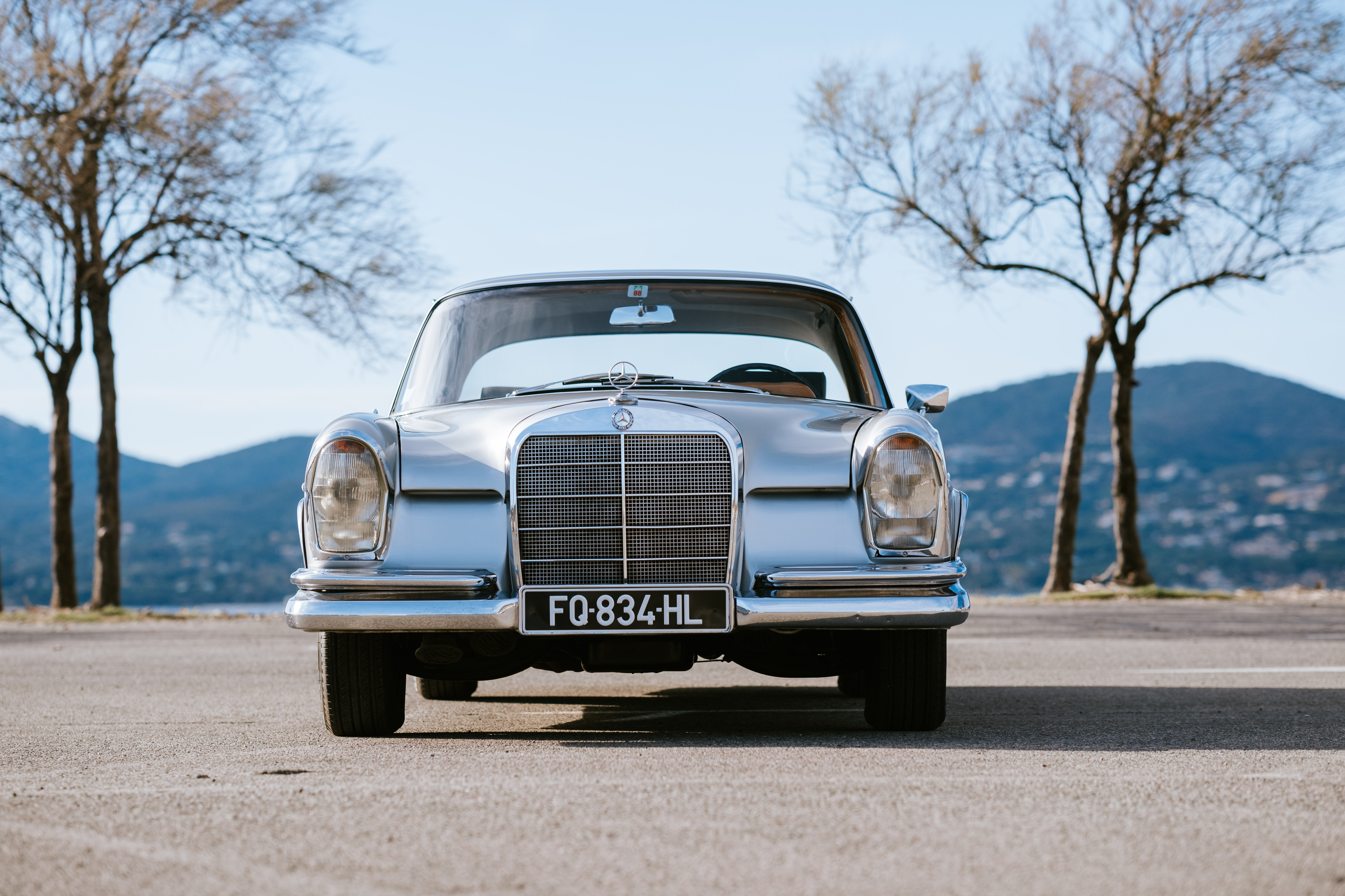 1965 MERCEDES-BENZ (W112) 300 SE COUPE