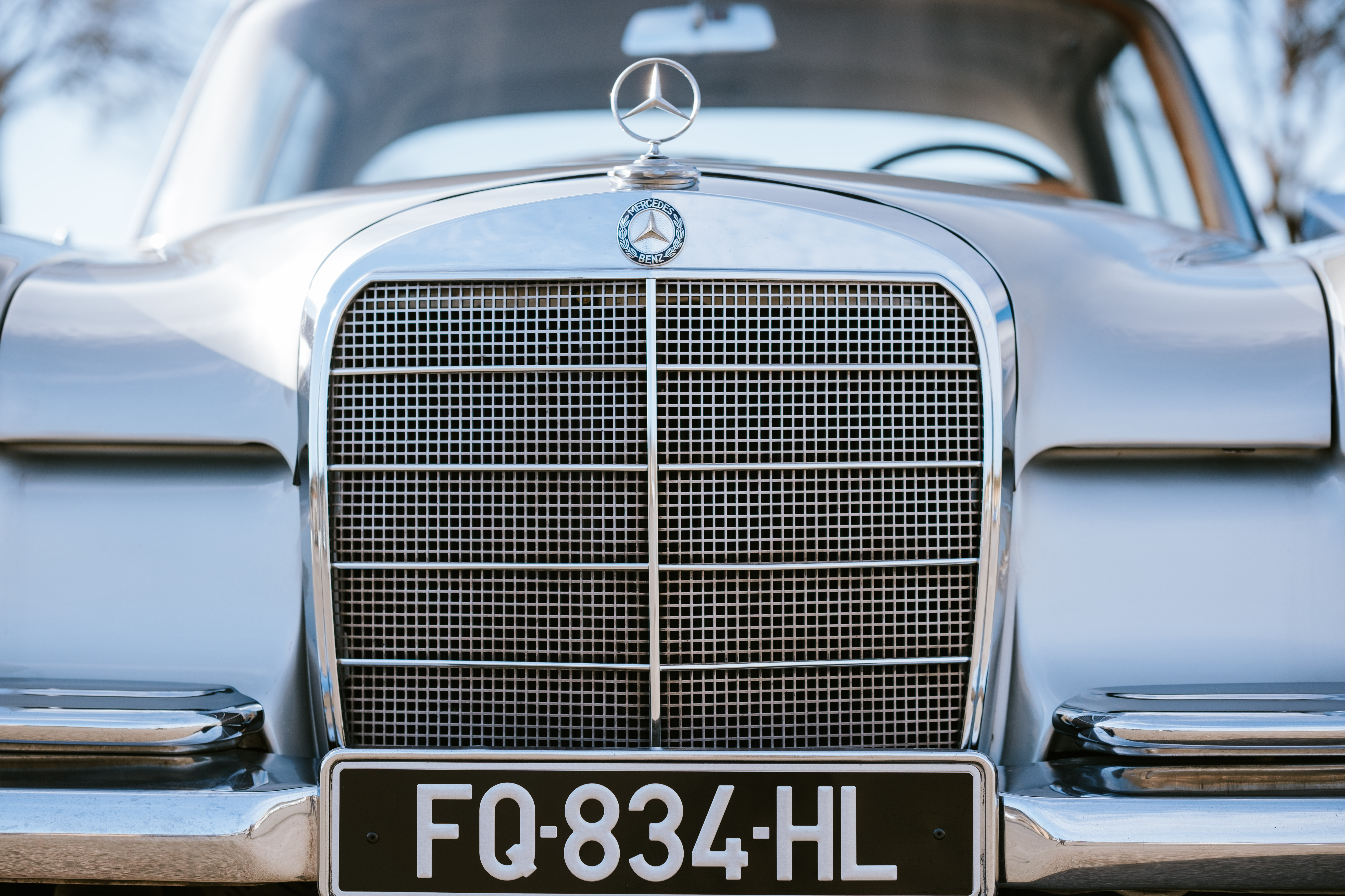 1965 MERCEDES-BENZ (W112) 300 SE COUPE