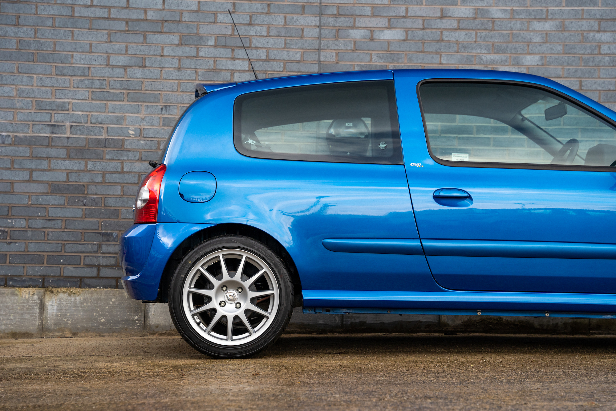 2004 RENAULTSPORT CLIO 172 CUP - 26,473 MILES