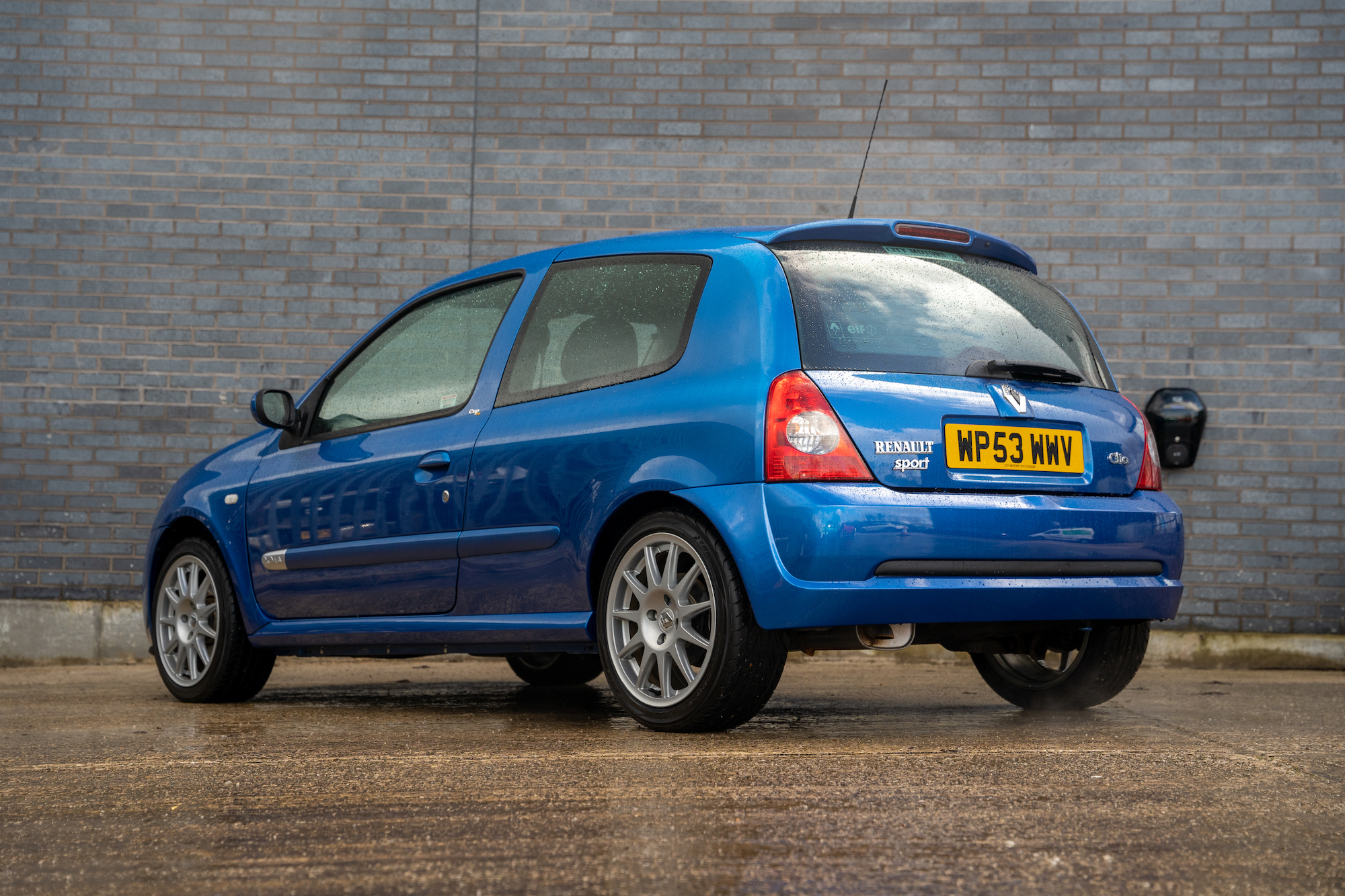 2004 RENAULTSPORT CLIO 172 CUP - 26,473 MILES