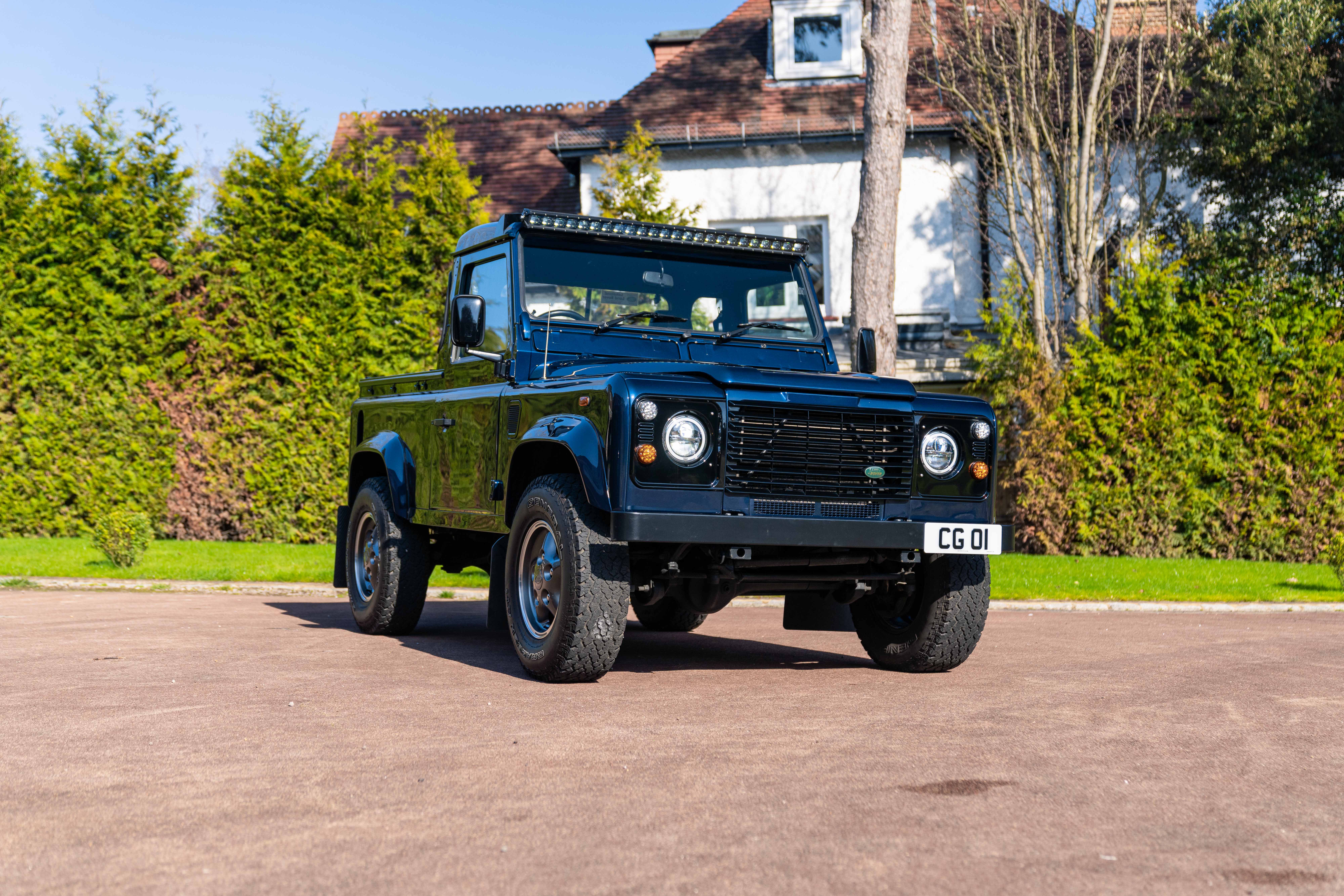2003 LAND ROVER DEFENDER 90 TD5 PICK UP