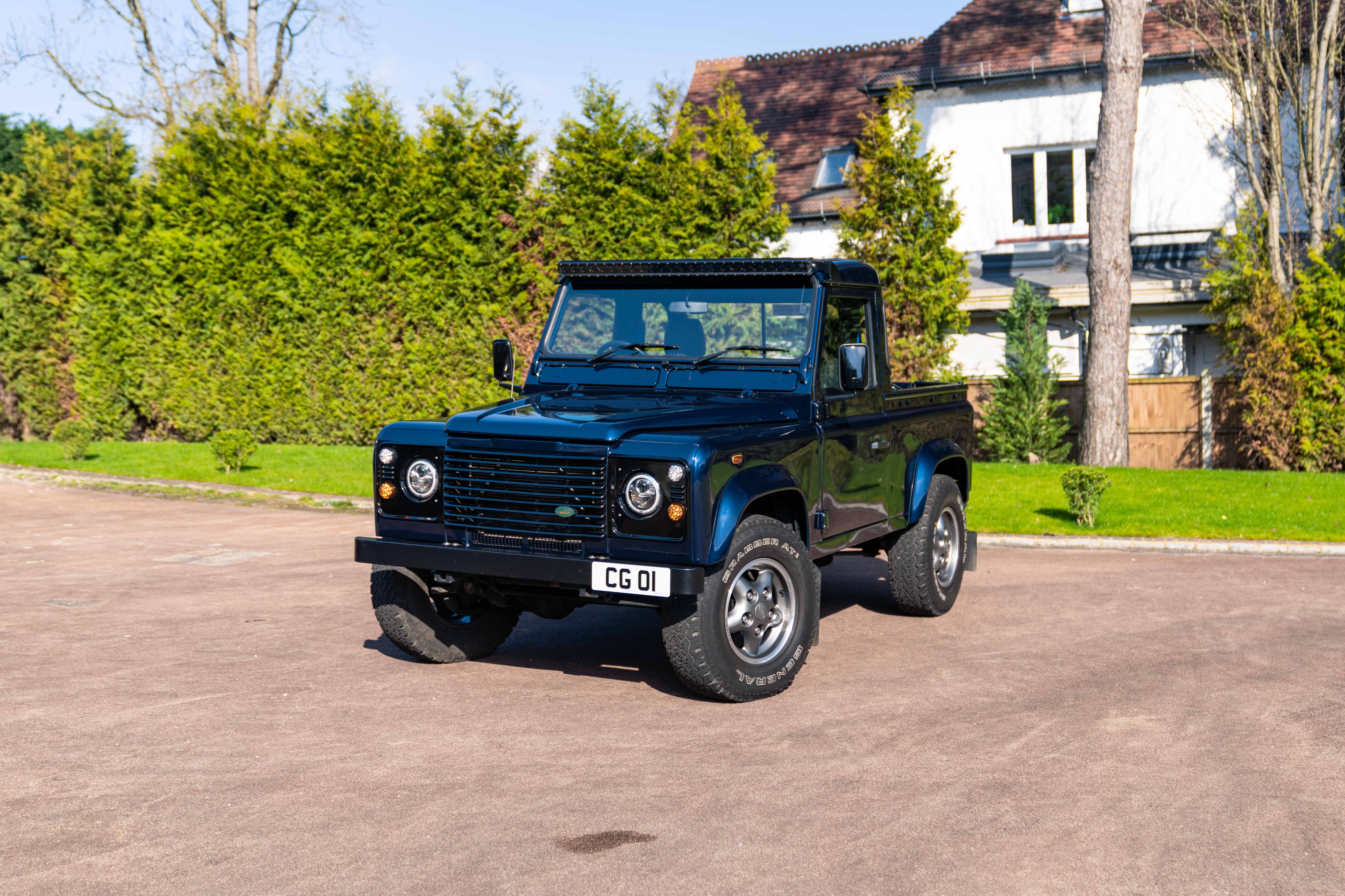 2003 LAND ROVER DEFENDER 90 TD5 PICK UP